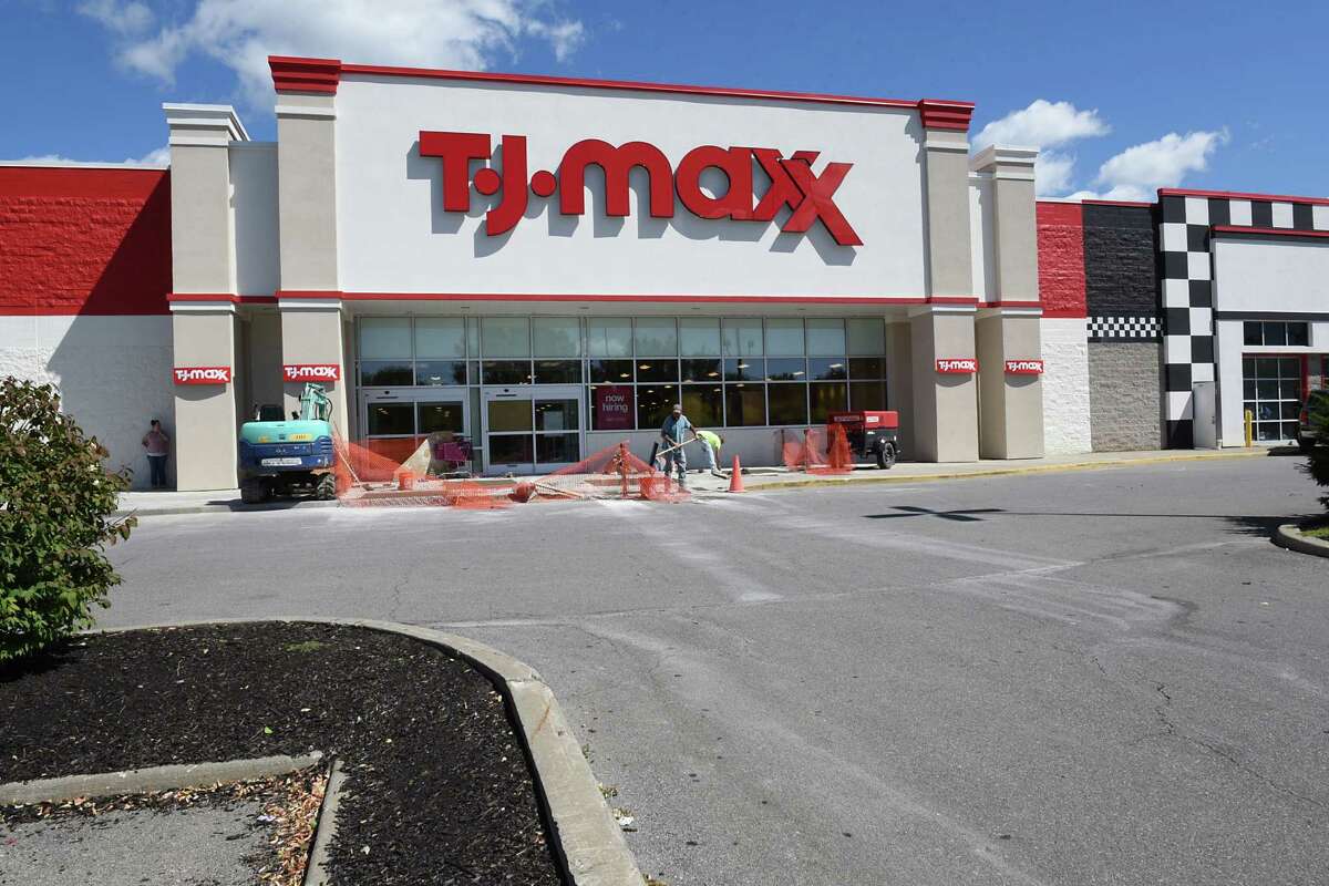 Crossgate Commons welcoming new stores