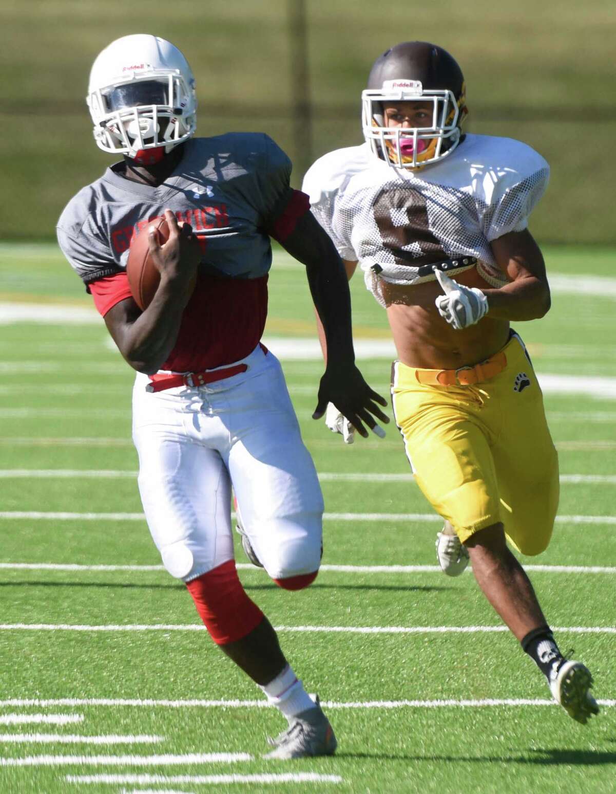 Greenwich, Brunswick football teams meet in a scrimmage