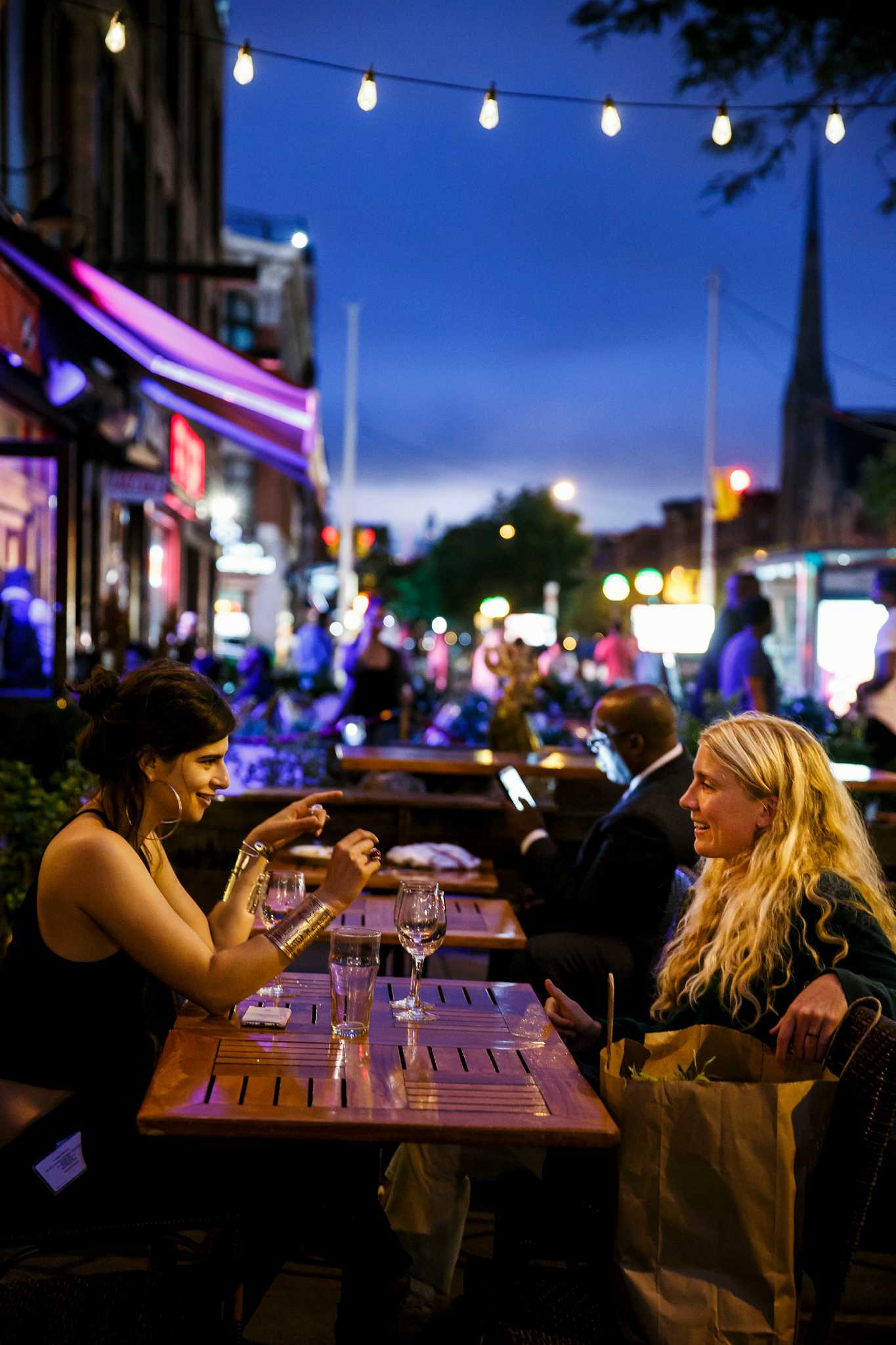 These places are where Houston likes to drink the most alcohol ...