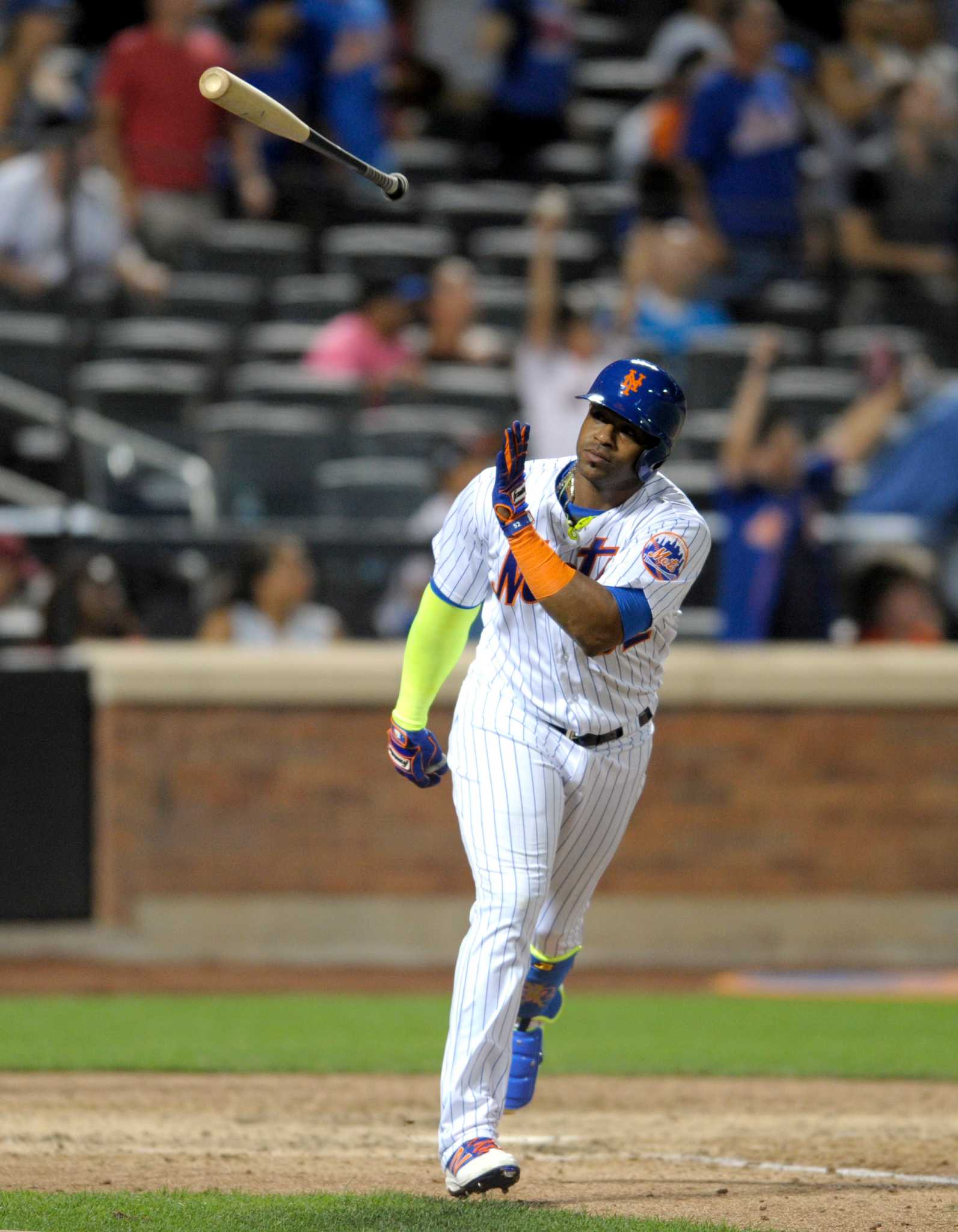 Cespedes delivers a perfect 10th