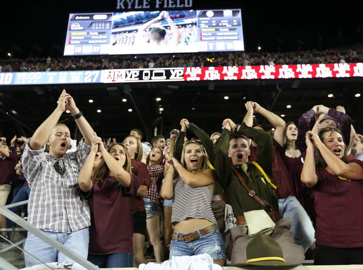 Texas A&M football fans angry over new 'off the wood' policy