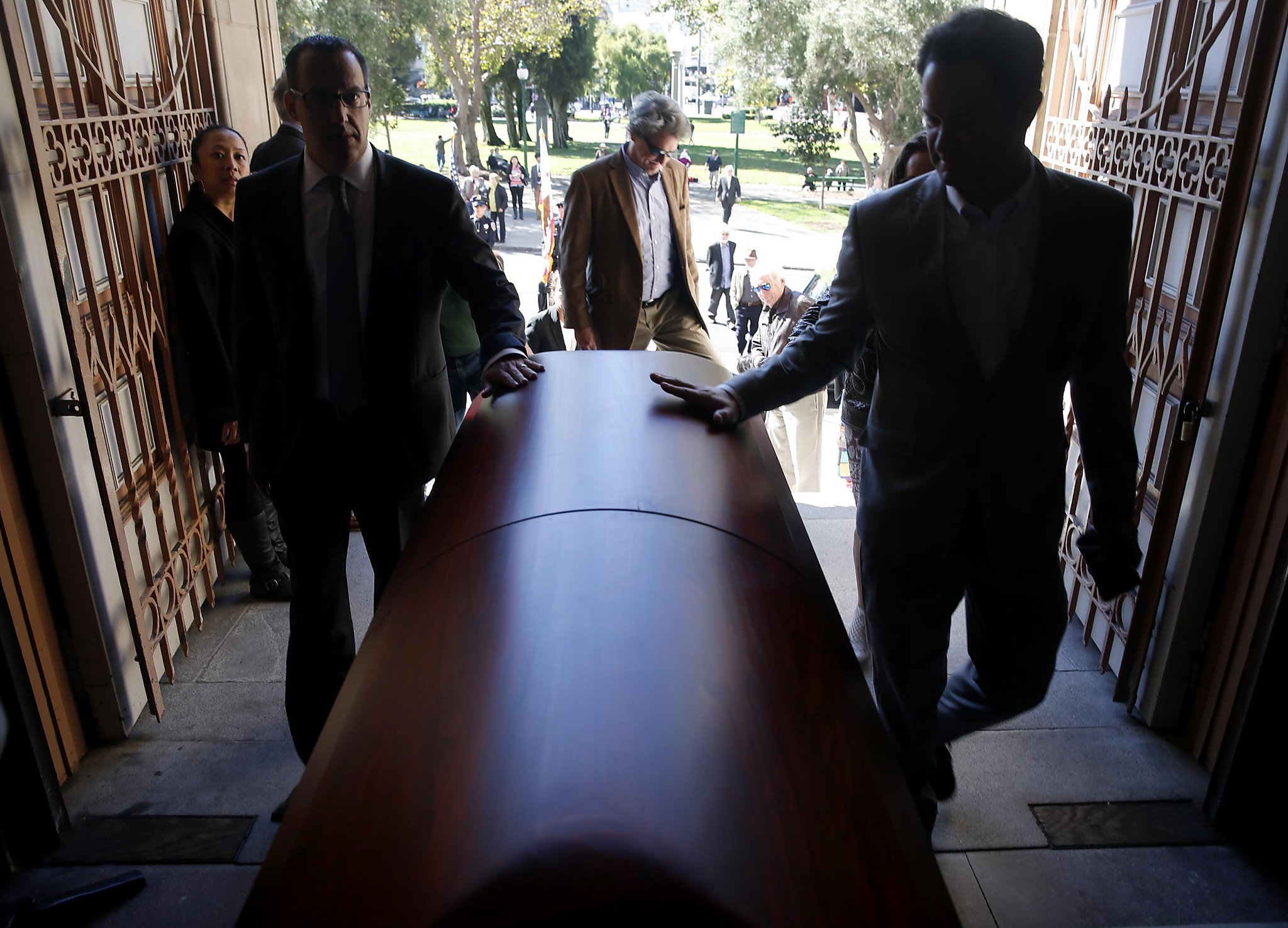 Furry mourner is accepted at the Hinckle funeral