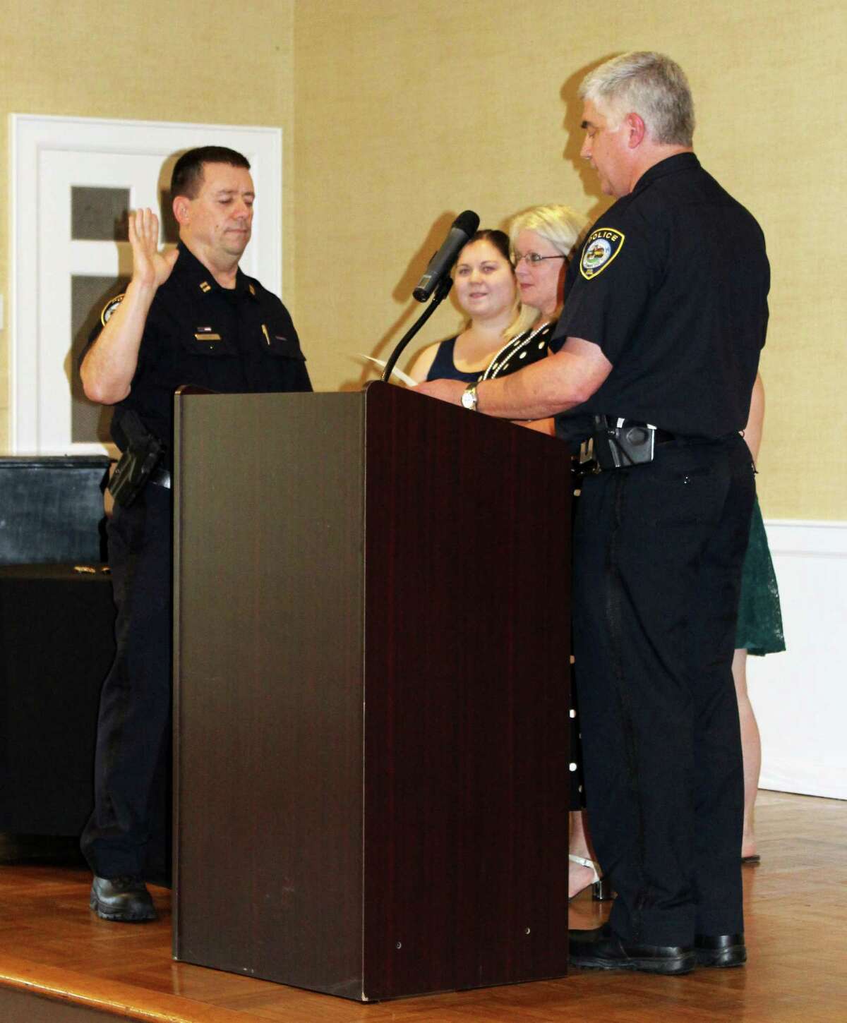 Darien Police hold ceremony to promote five officers