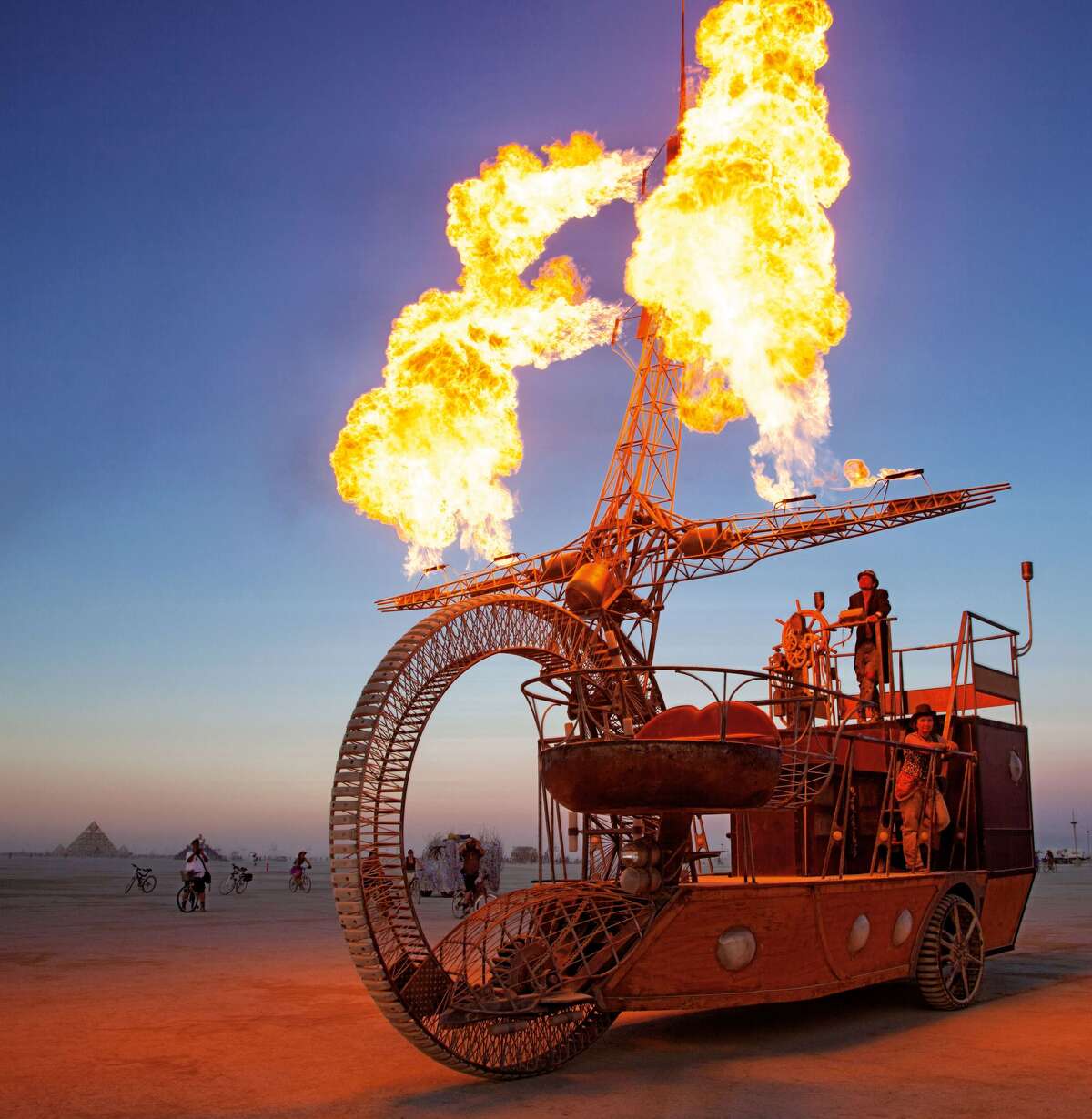 Photographer captures 16 years of Burning Man art