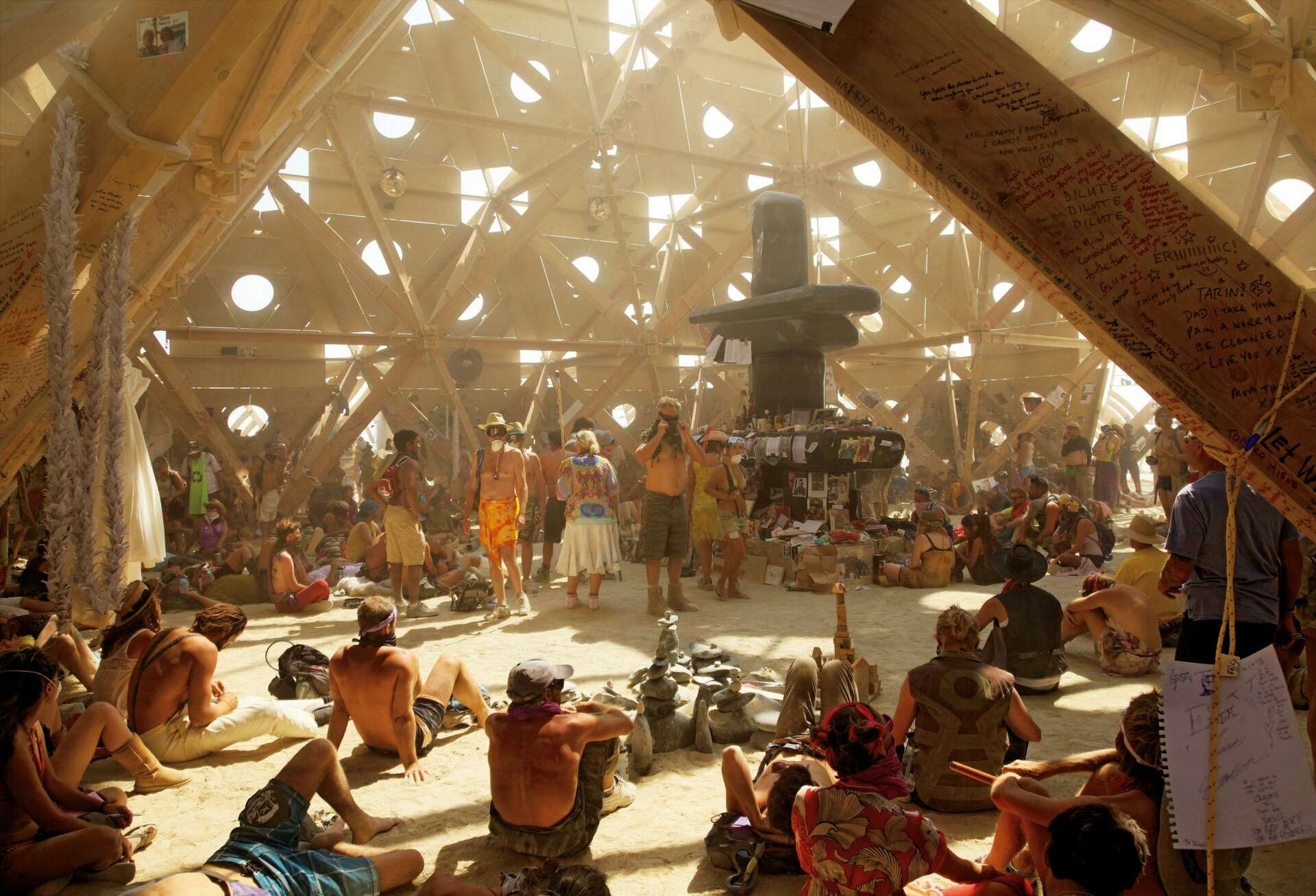 Photographer captures 16 years of Burning Man art