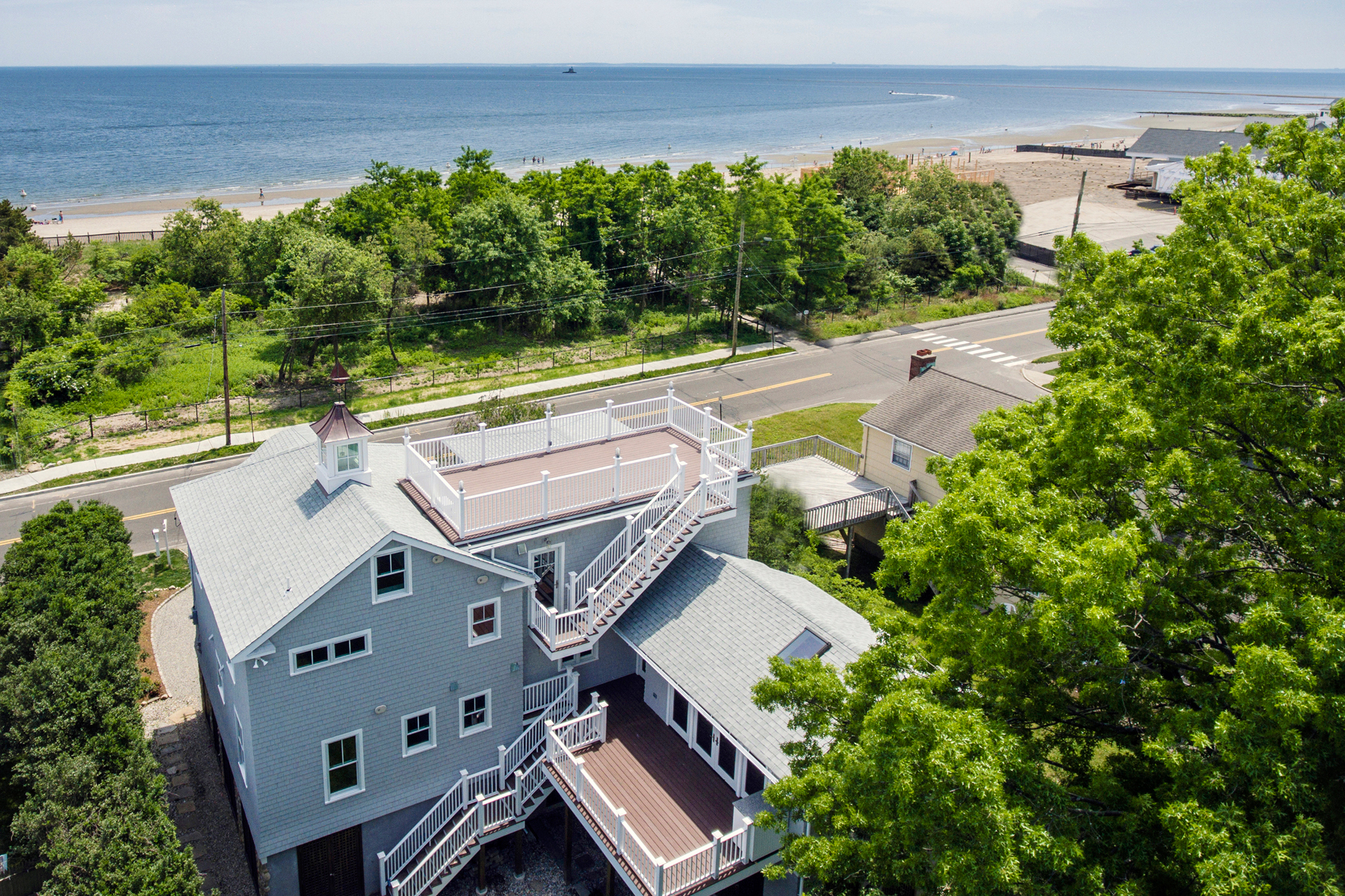 ON THE MARKET A Newly Renovated Contemporary Split Level