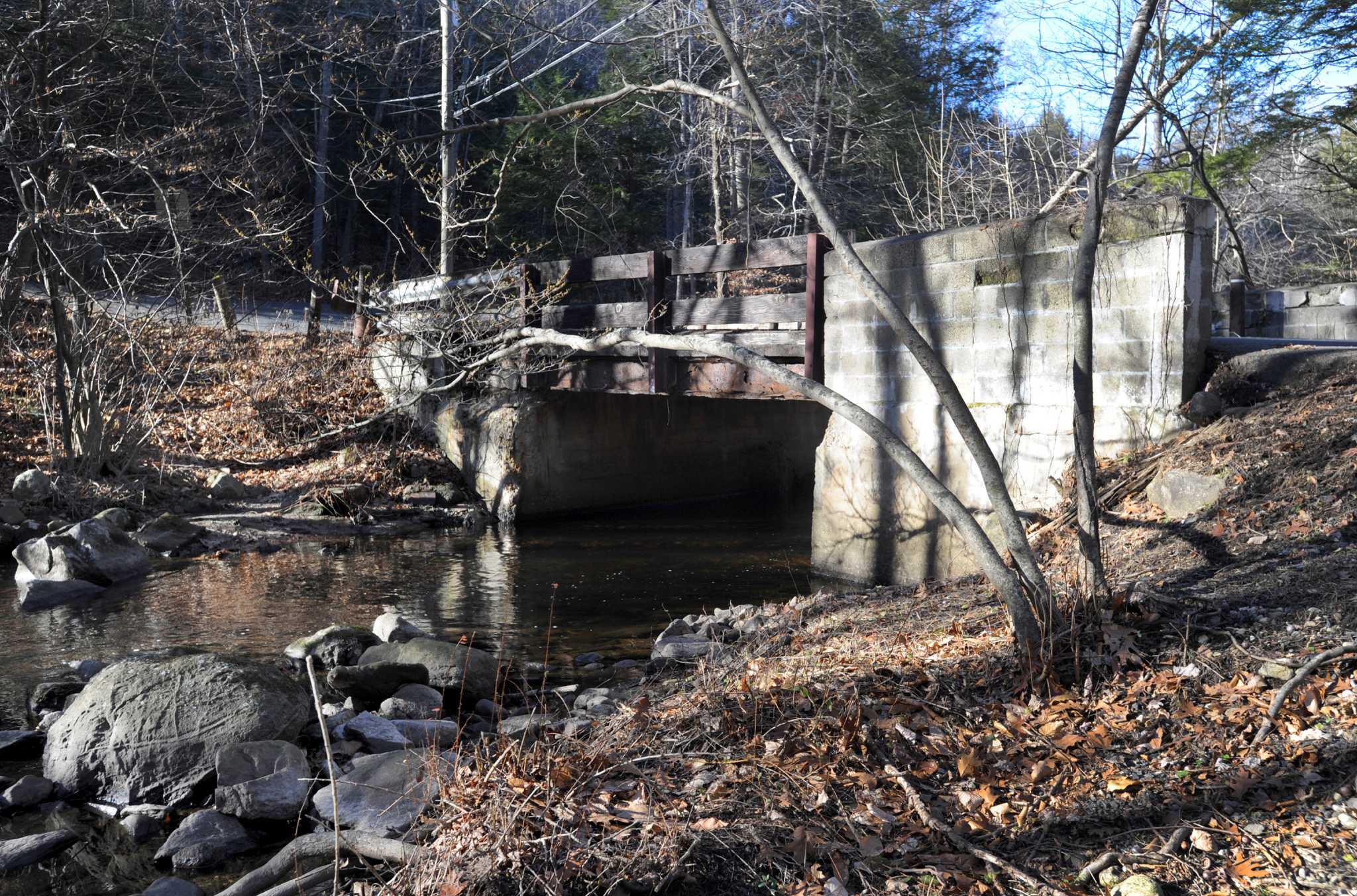 Both Redding bridges reopened