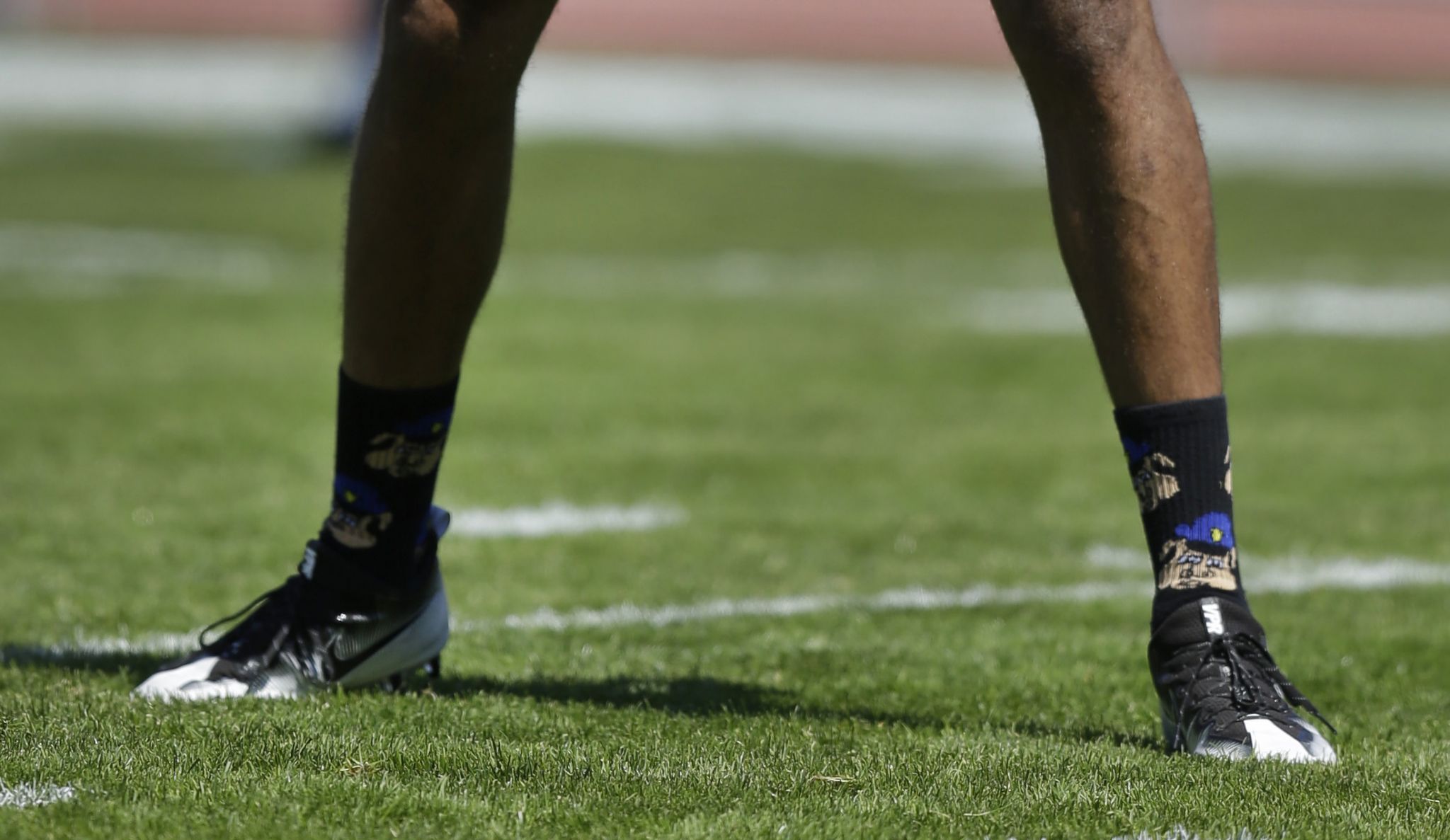 49ers’ Kaepernick: Socks a statement on ‘rogue cops’
