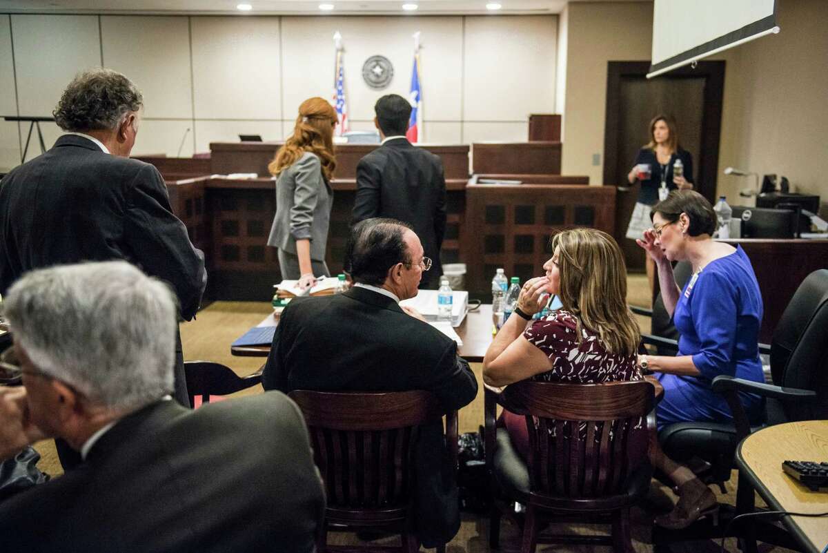 Experts at San Antonio murder trial say wife’s Escalade sideswiped ...