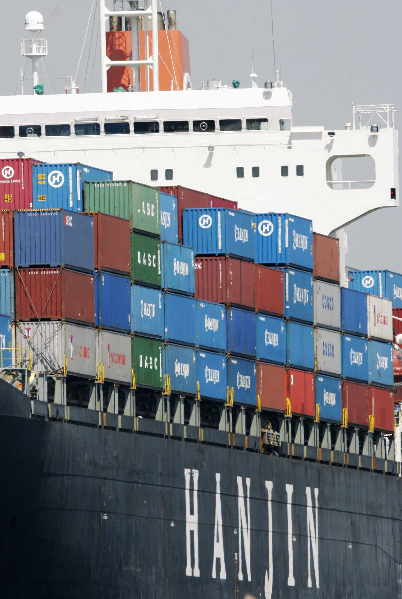 Hanjin Shipping leaves its vessels marooned after bankruptcy filing