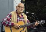 Fred Hellerman, founding member of folk quartet Weavers, dies