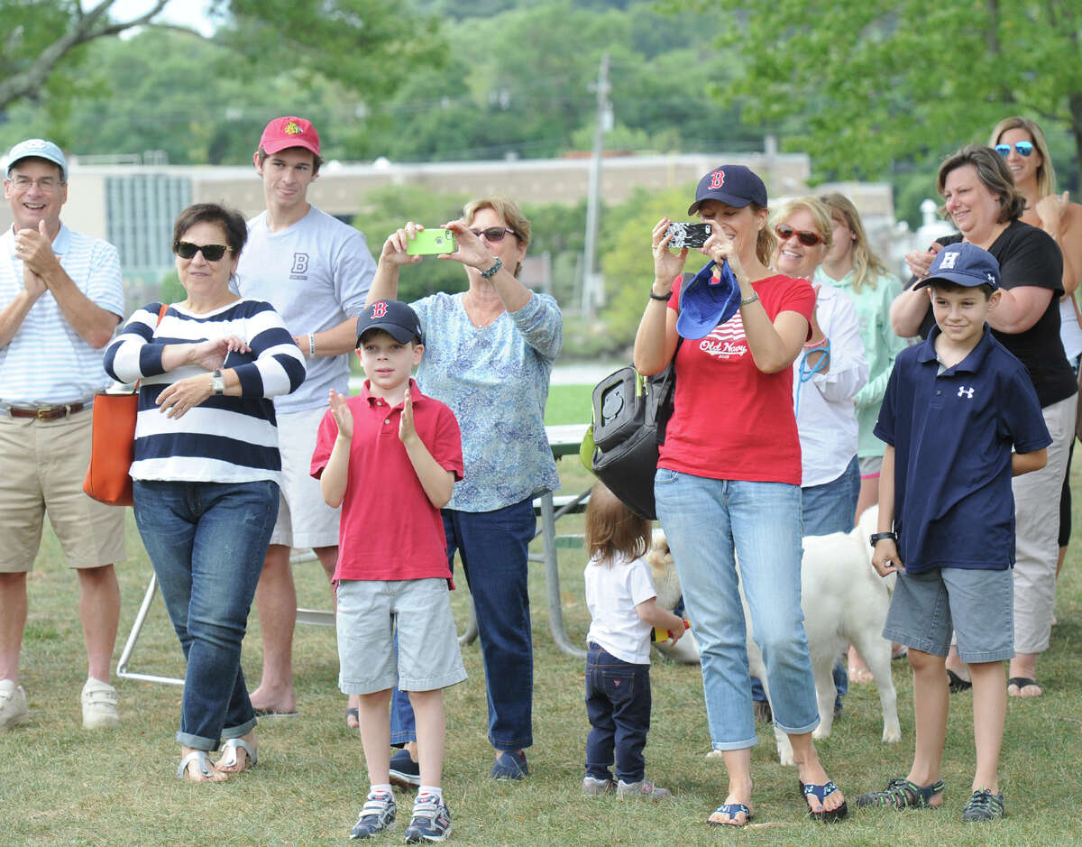 Sen. Chris Murphy ends 130-mile walk across state in Greenwich