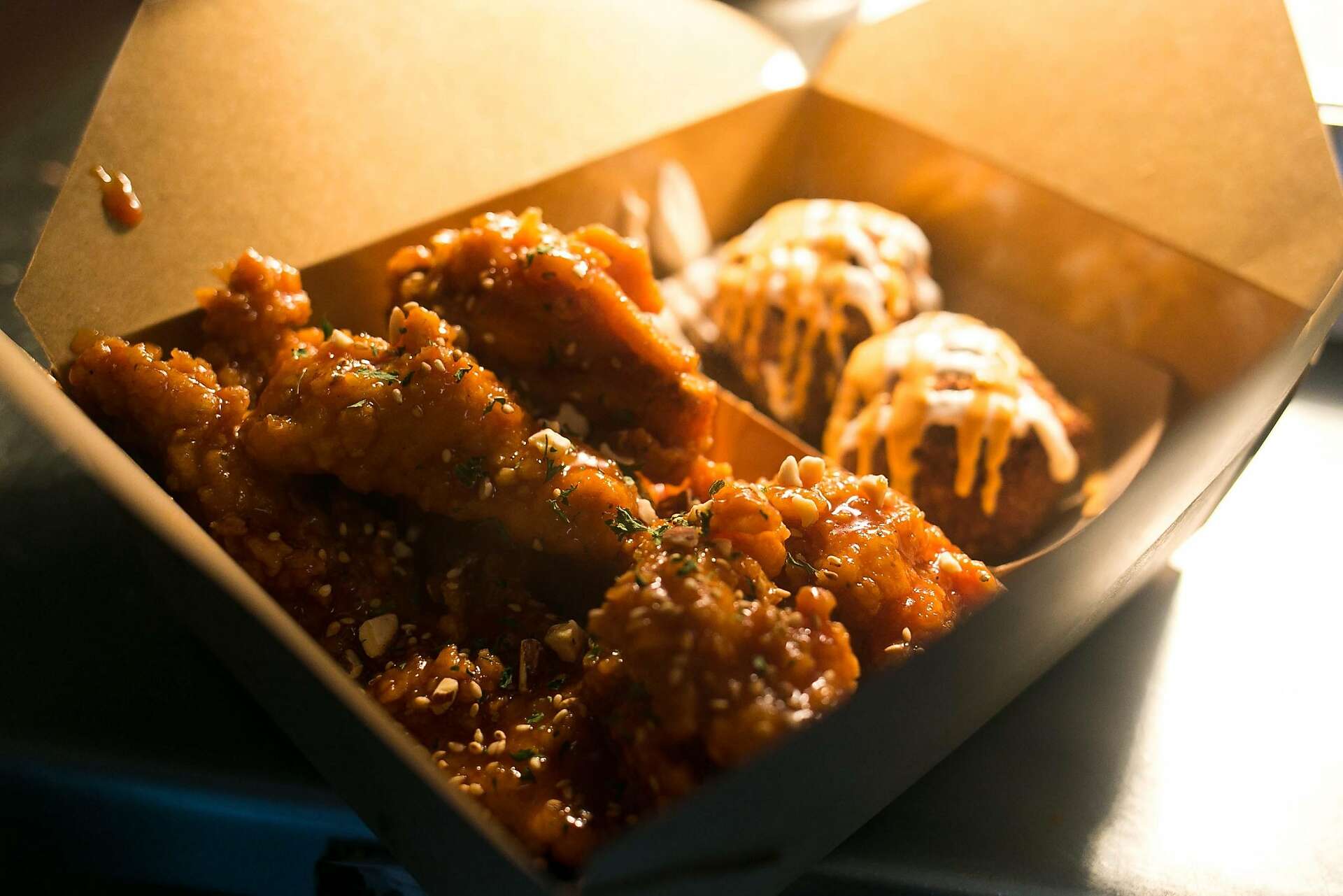 Kokio Republic: Korean fried-chicken food truck takes wing