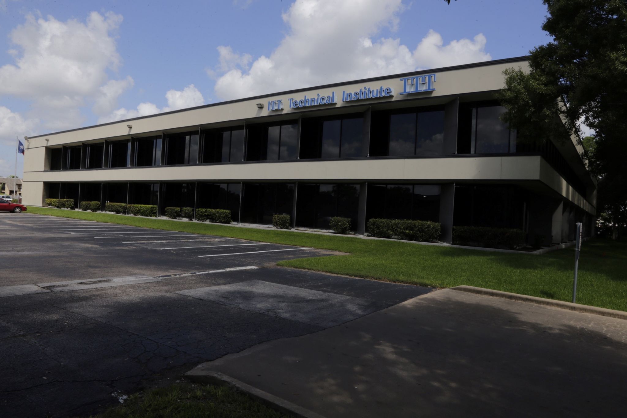 ITT Technical Institutes closes U.S. campuses, including 3 in Houston