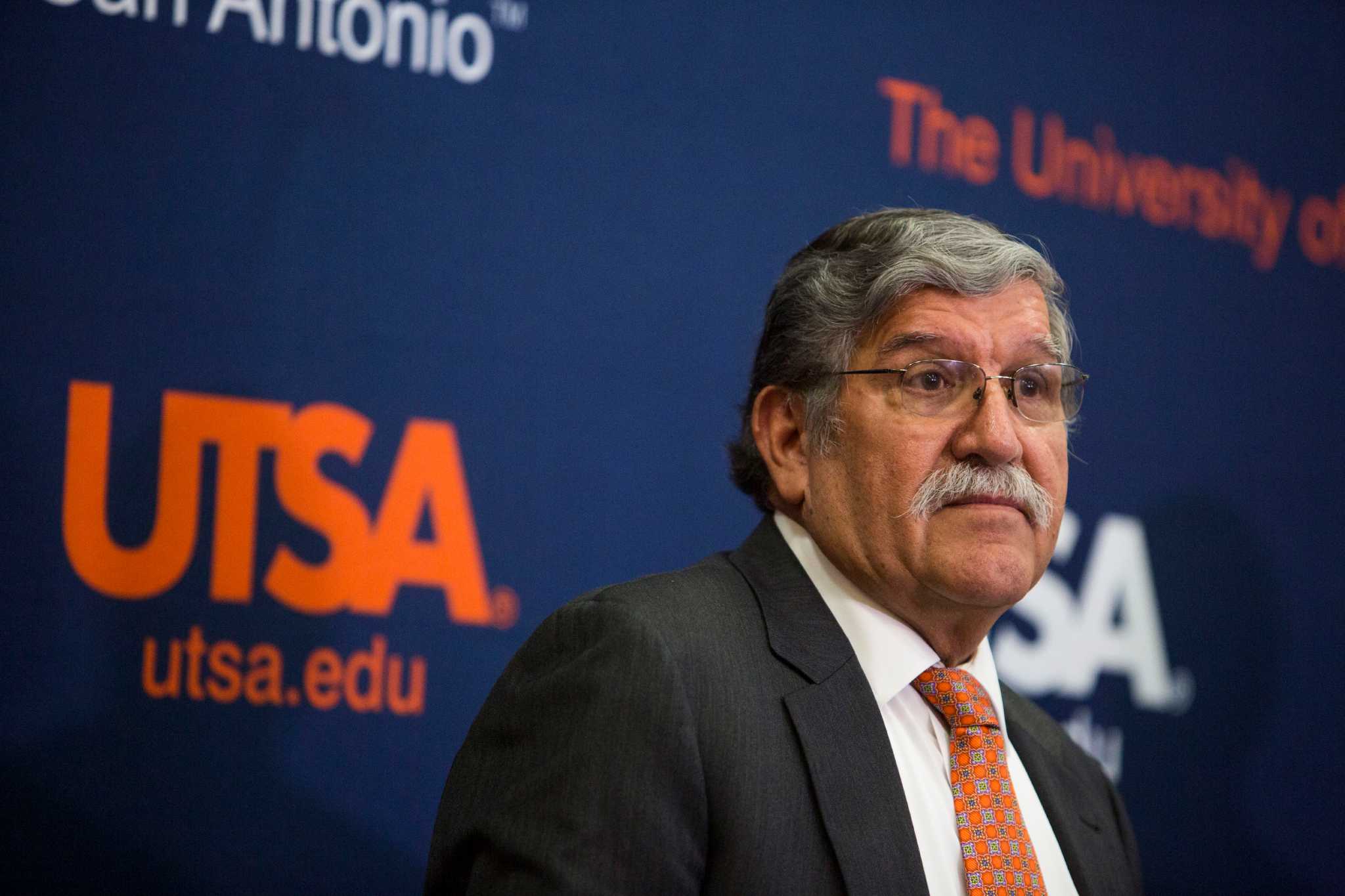 UTSA President Ricardo Romo to retire next August