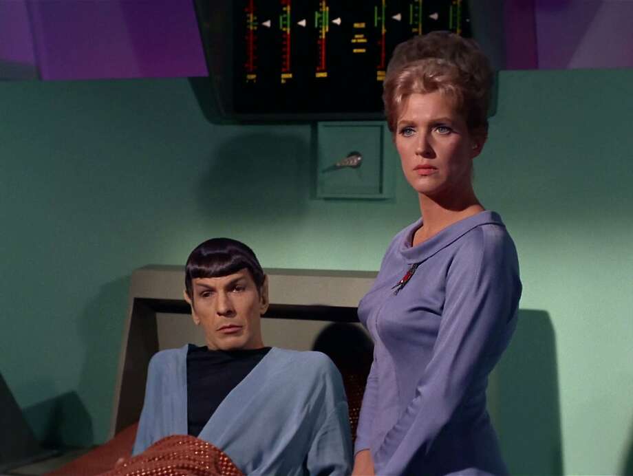 Unintentionally funny 'Star Trek' scenes 50 years later - SFGate