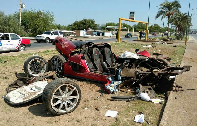 Extremely rare supercar worth $1.4 million destroyed after hitting curb ...