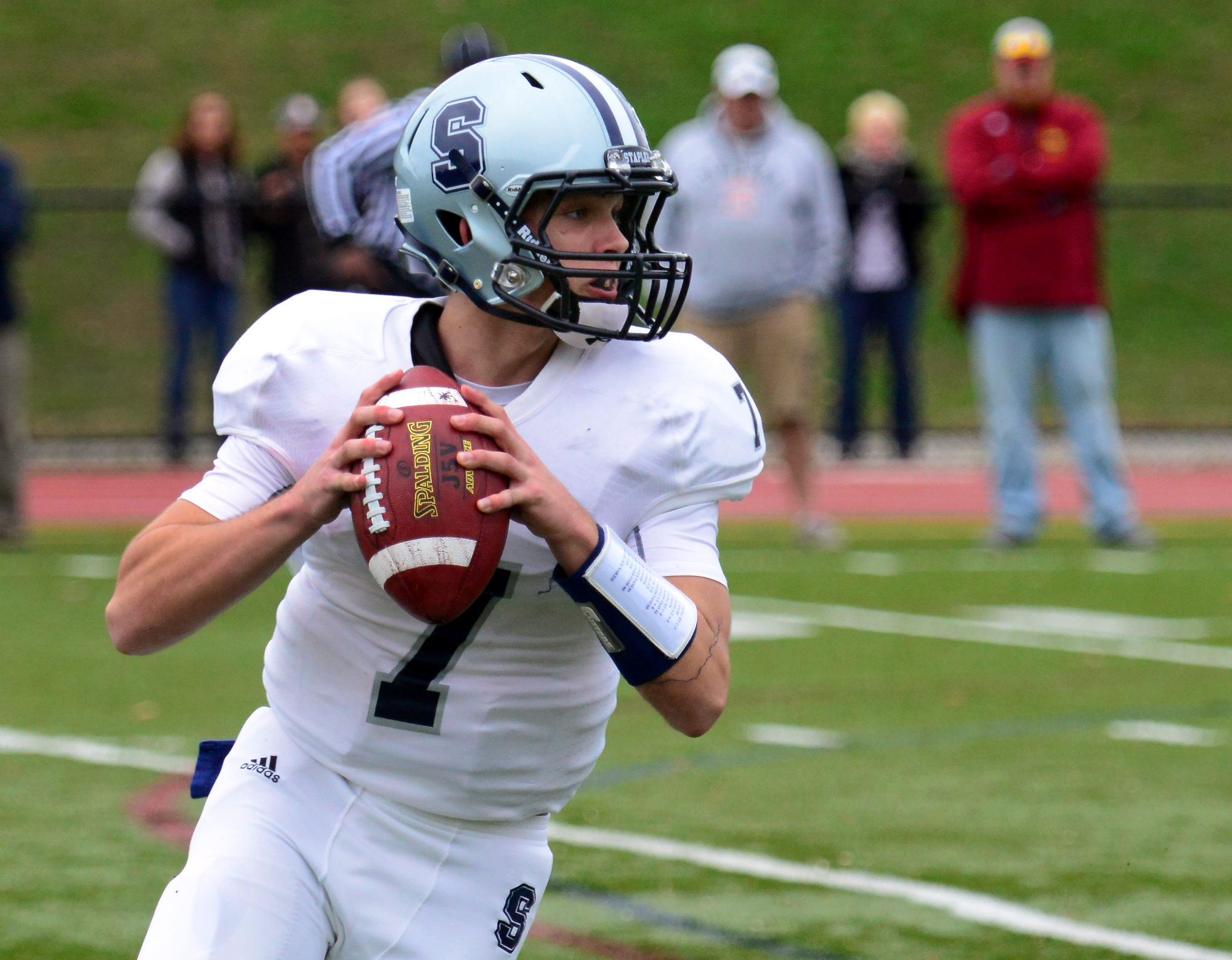 Football: McMahon up first for playoff hopeful Staples