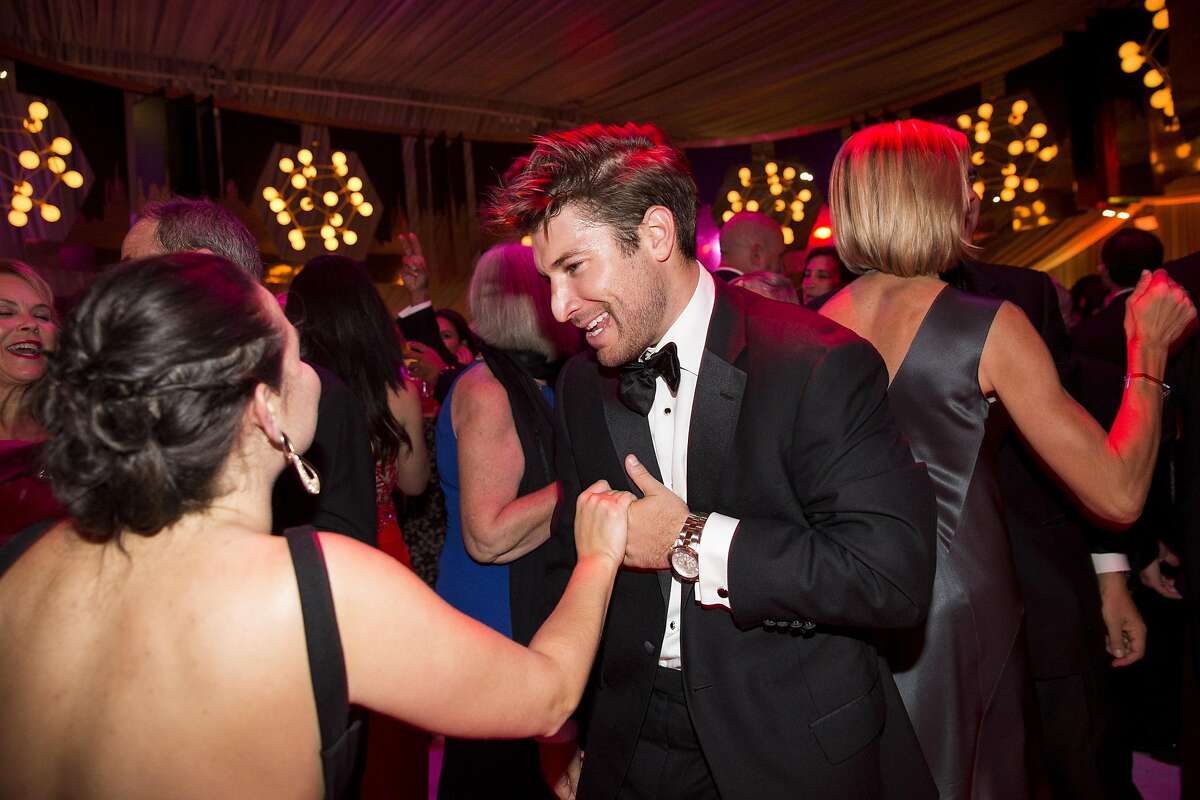 Hot time at San Francisco Symphony gala
