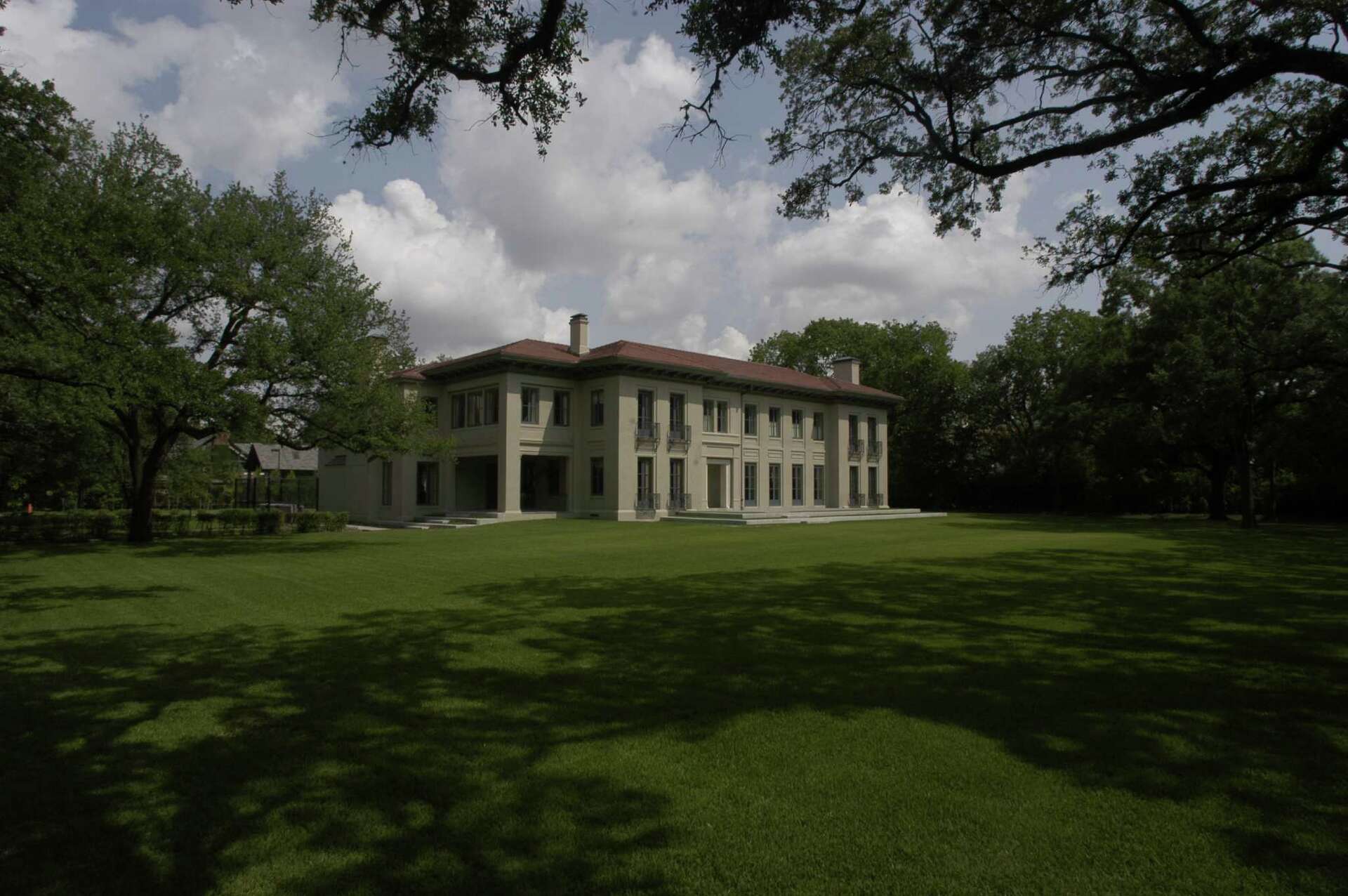 Renowned architect John Staub helped Houston build on its beauty