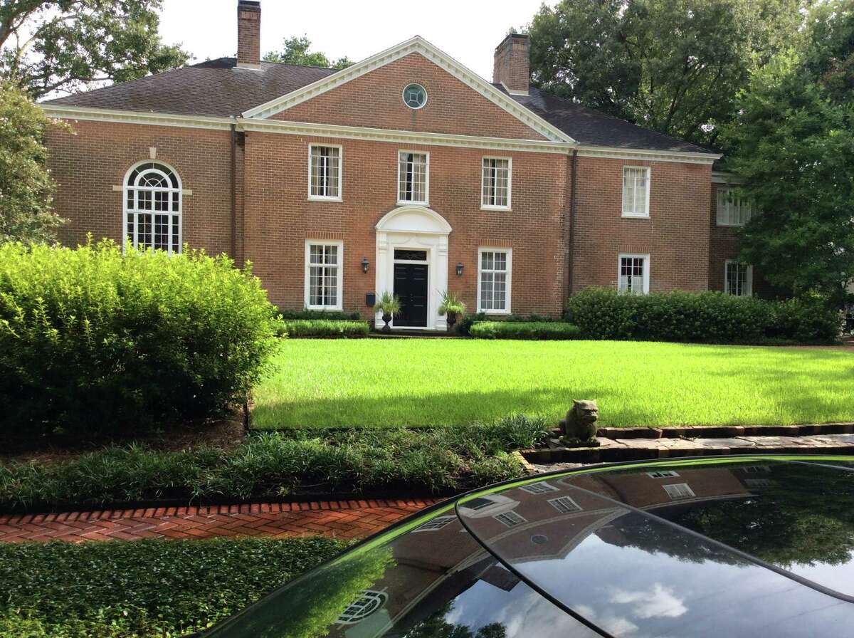 Renowned architect John Staub helped Houston build on its beauty