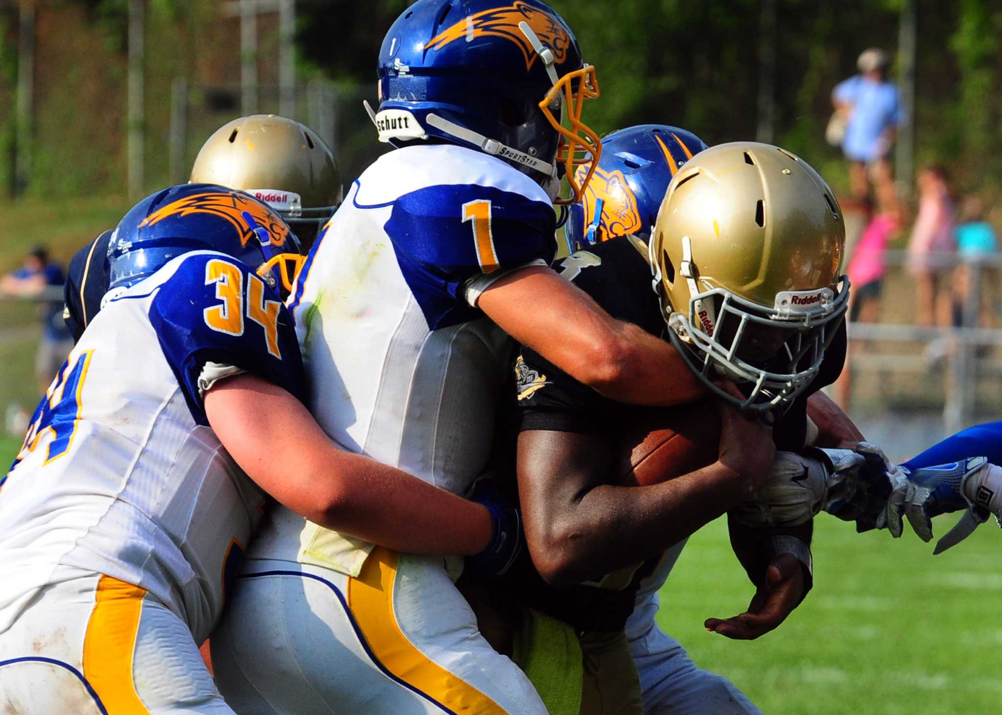 Brookfield holds off ND-Fairfield in season opener
