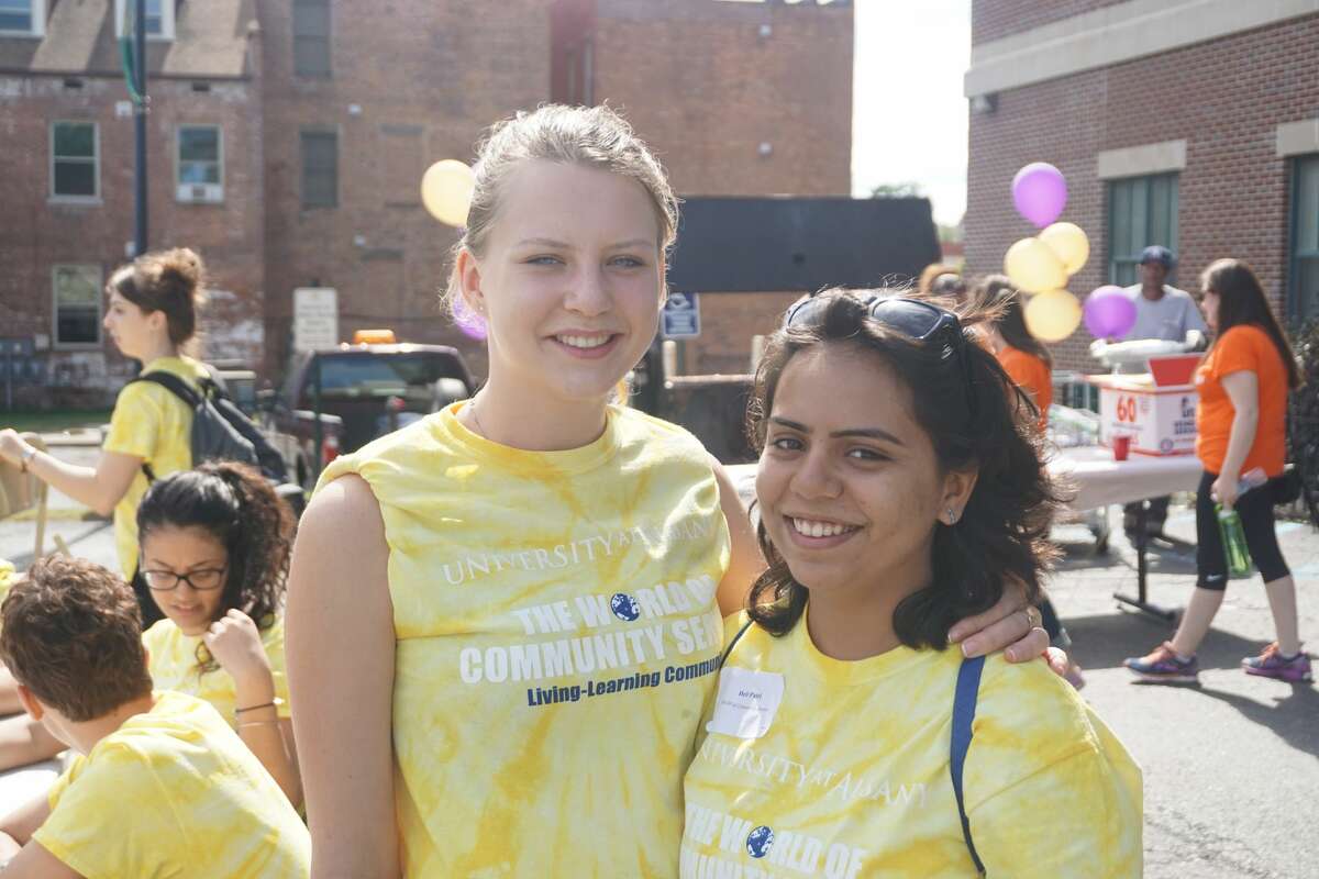 SEEN: UAlbany students doing good works