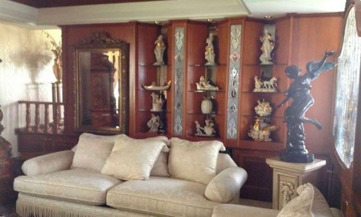 Photos: House of former Sinaloa Cartel leader up for rent