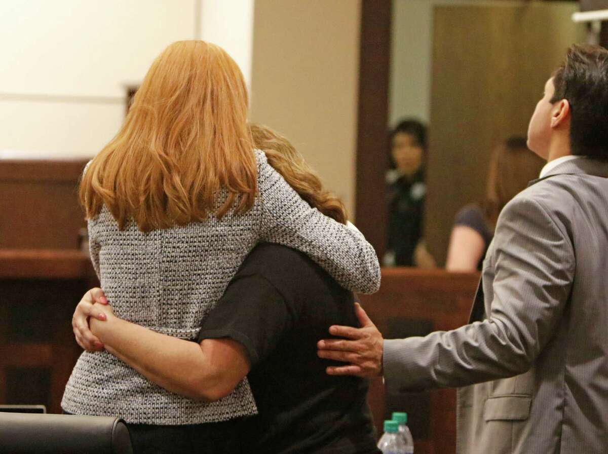 Convicted San Antonio widow gets lightest possible sentence for killing ...