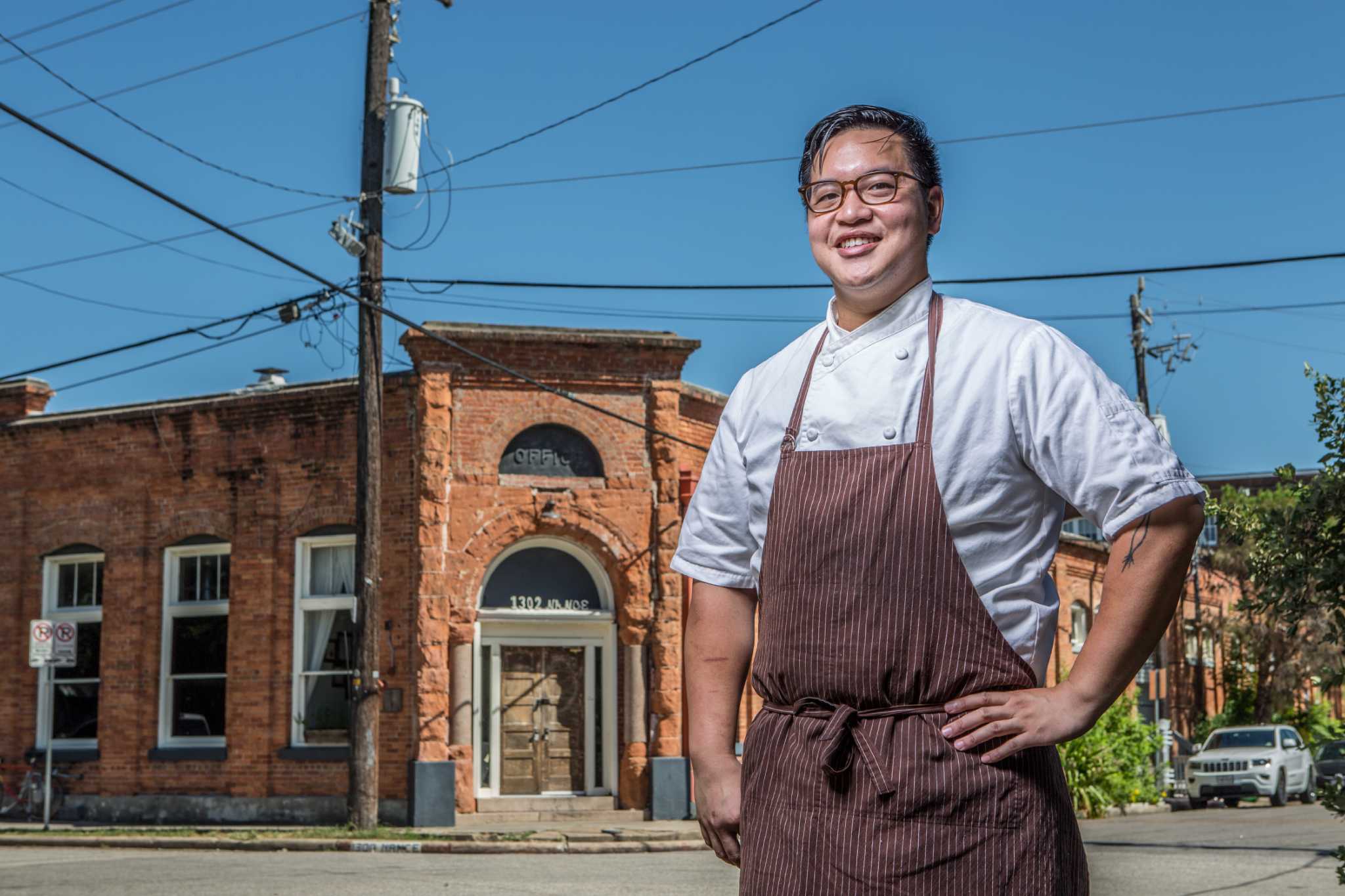 Justin Yu to close Oxheart in March