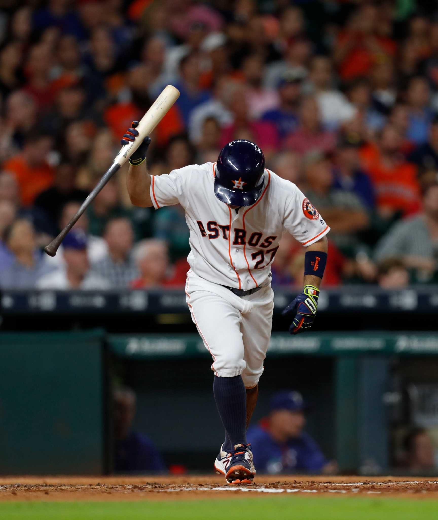 Astros' Jose Altuve, Alex Bregman exit series finale against Rangers