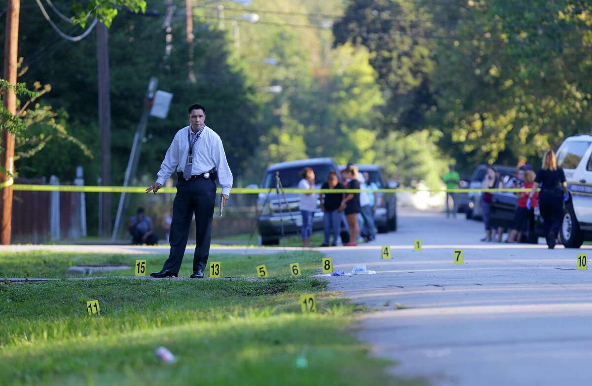 1 dead, 3 wounded in drive-by shooting in Humble area