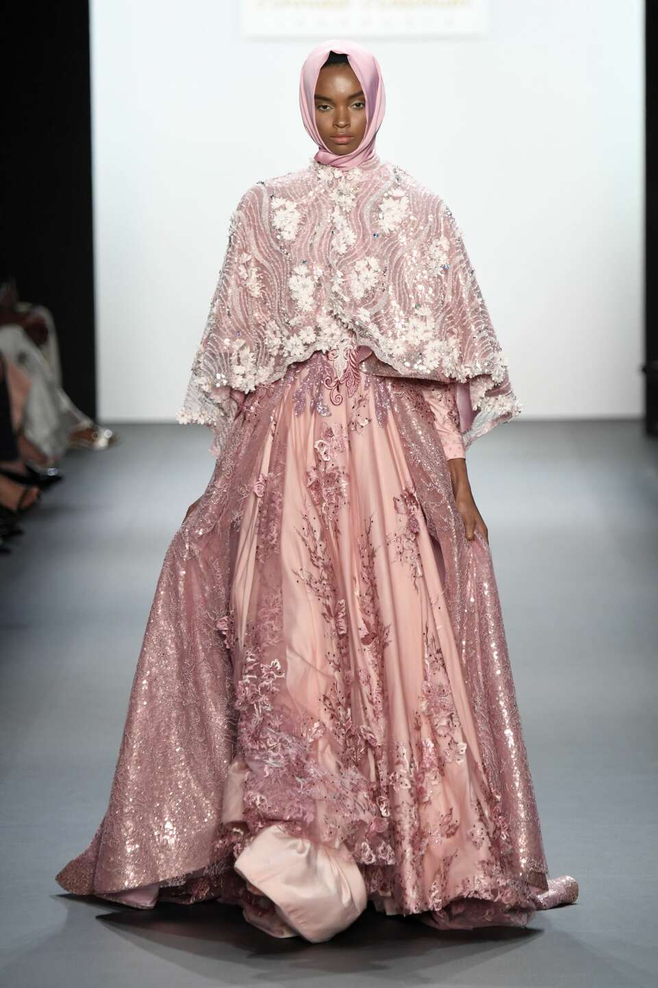 Muslim designer creates amazing hijab fashion for New York Fashion Week