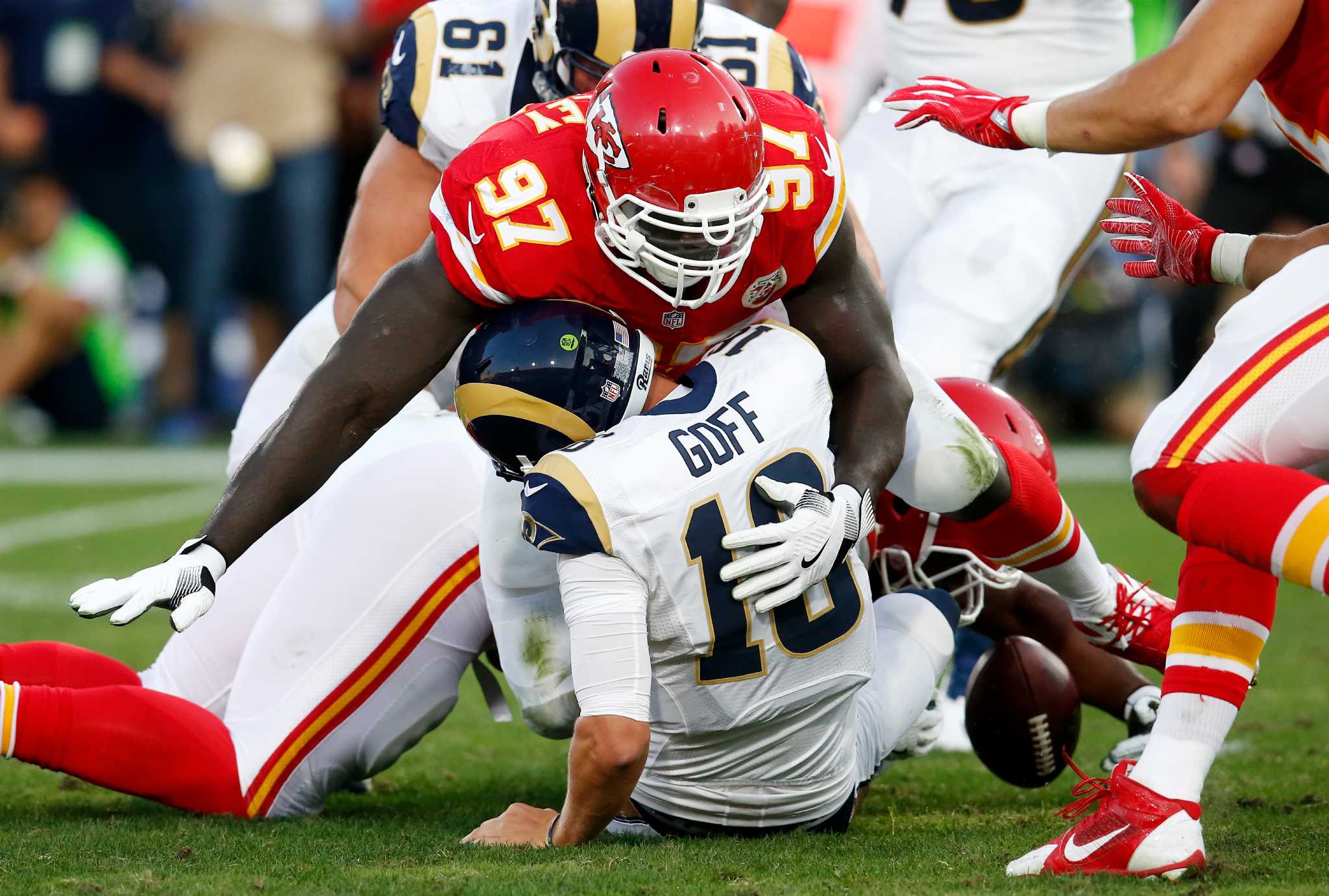 Chiefs' Dontari Poe poses massive challenge for Texans
