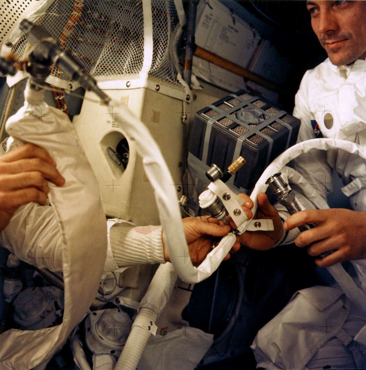 Apollo 13 odyssey told story of getting home