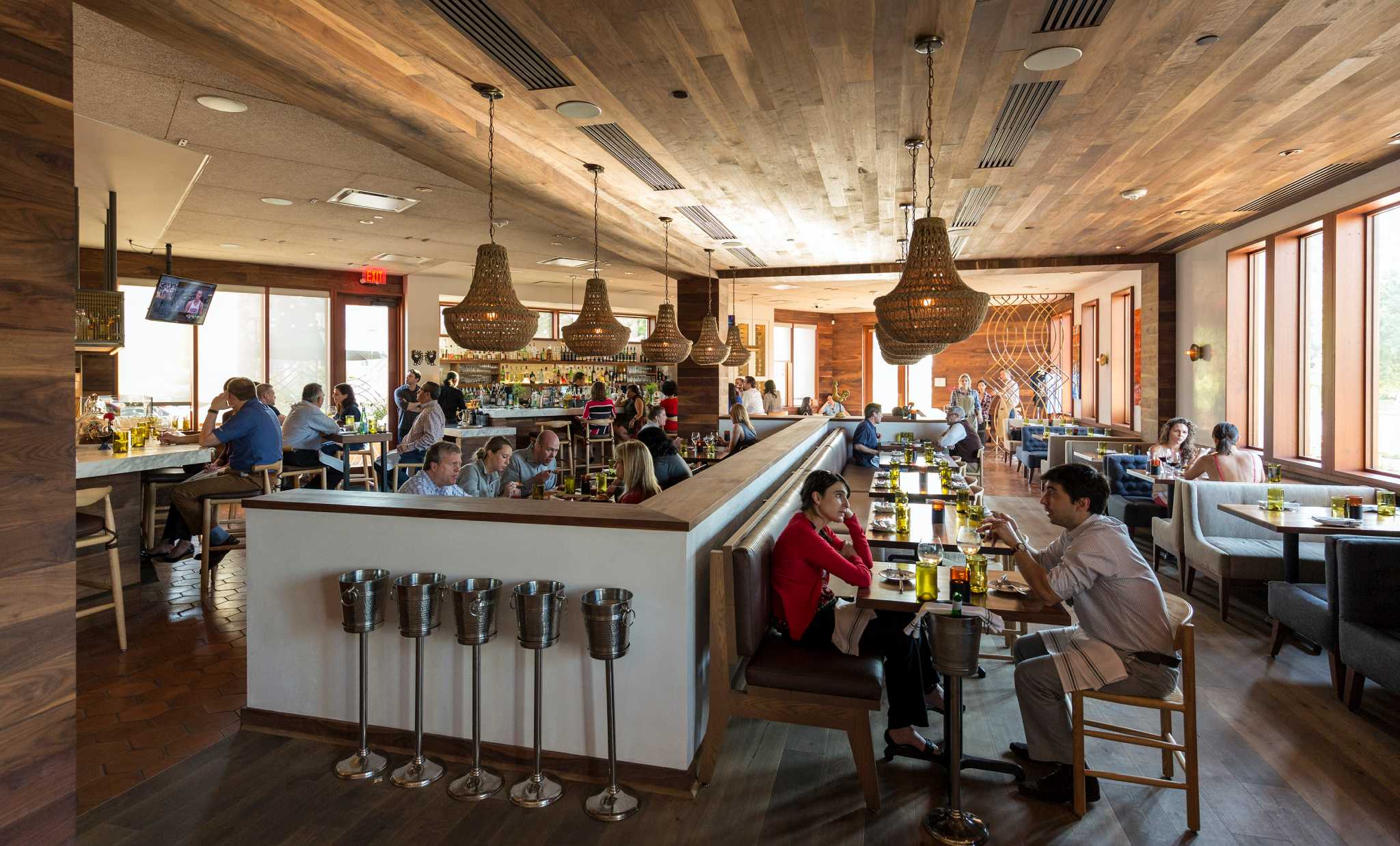 Best Happy Hour spots in Houston to get your food and drink on