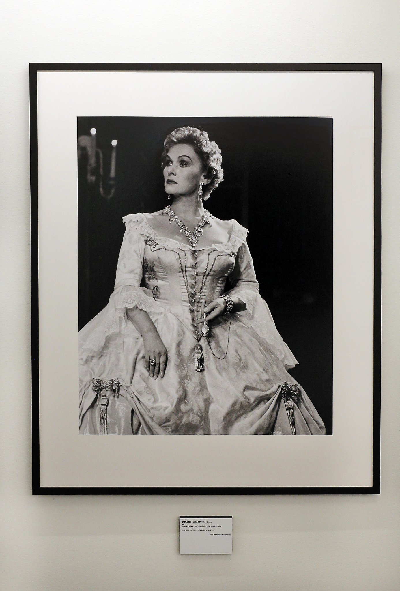 Opera history captured in a sumptuous photo exhibit