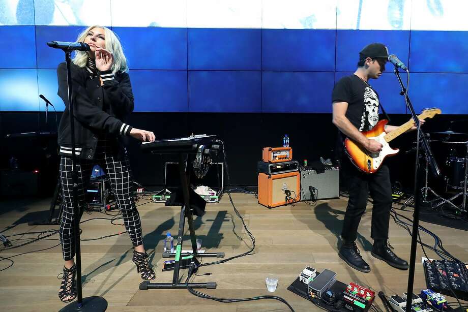 Phantogram pushes through darkness on ‘Three’ - SFGate
