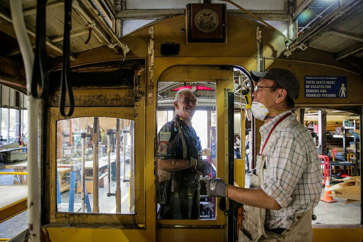 The fine art of keeping a cable car on track