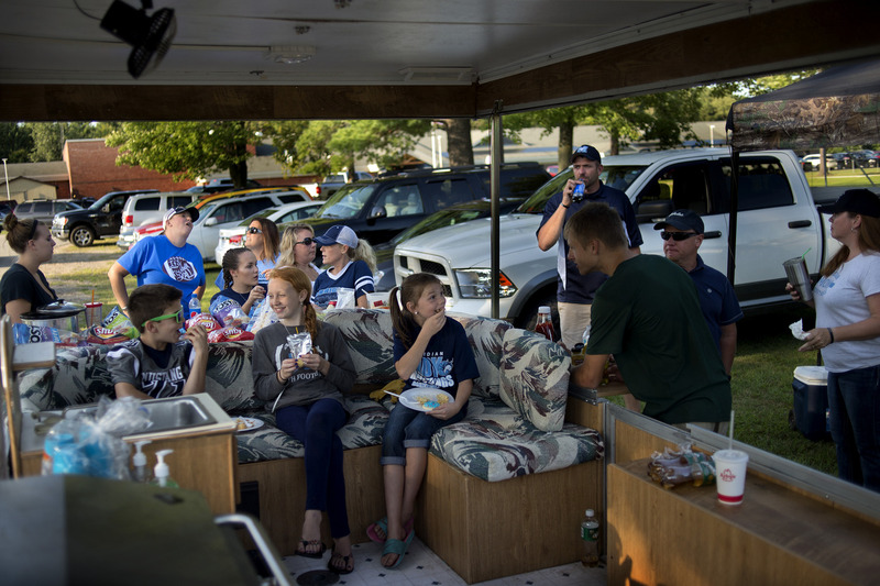Tailgating! Game night brings food, fun and fellowship to Midland area ...