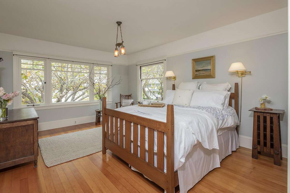 Masterful design defines Berkeley Craftsman