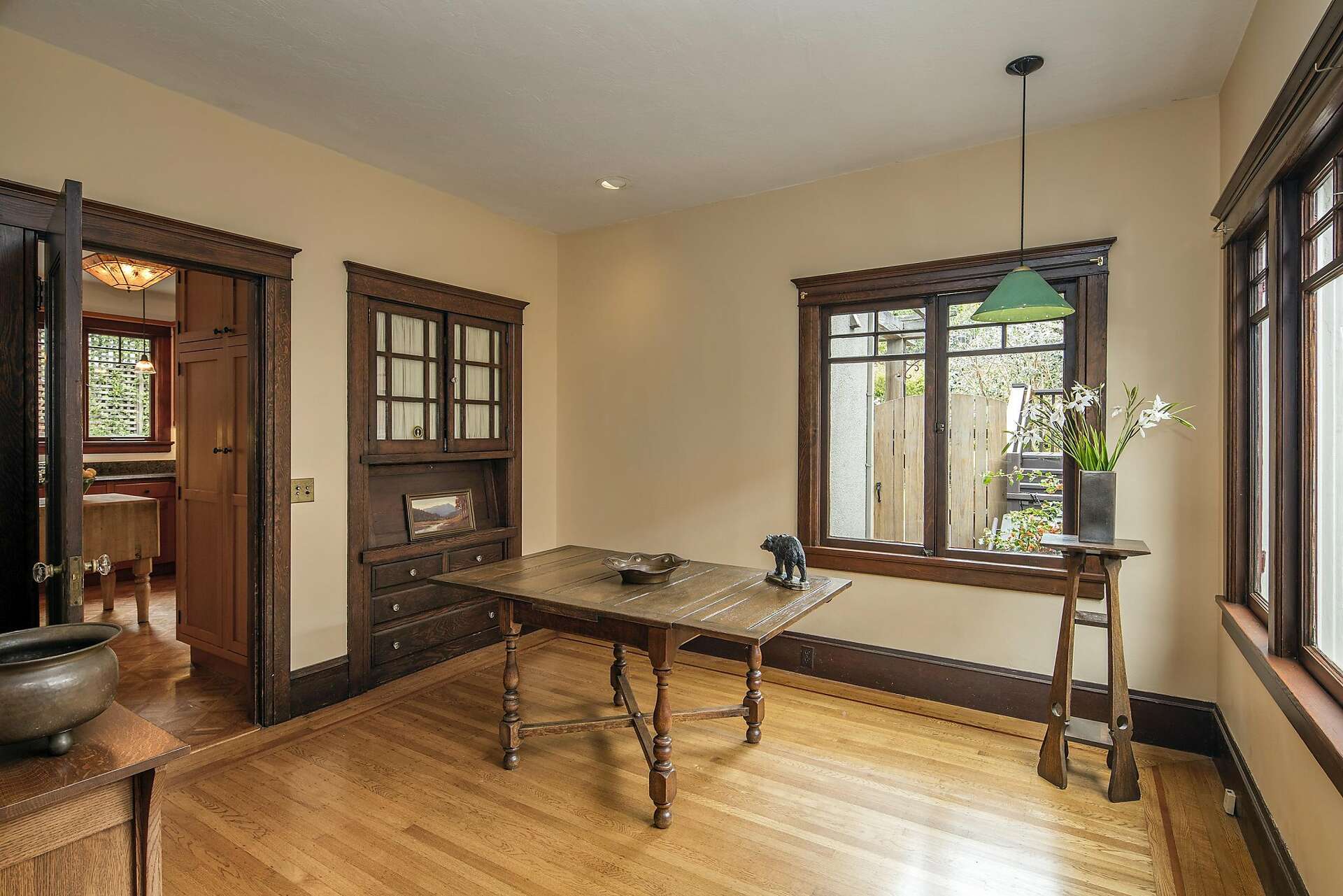 Masterful design defines Berkeley Craftsman