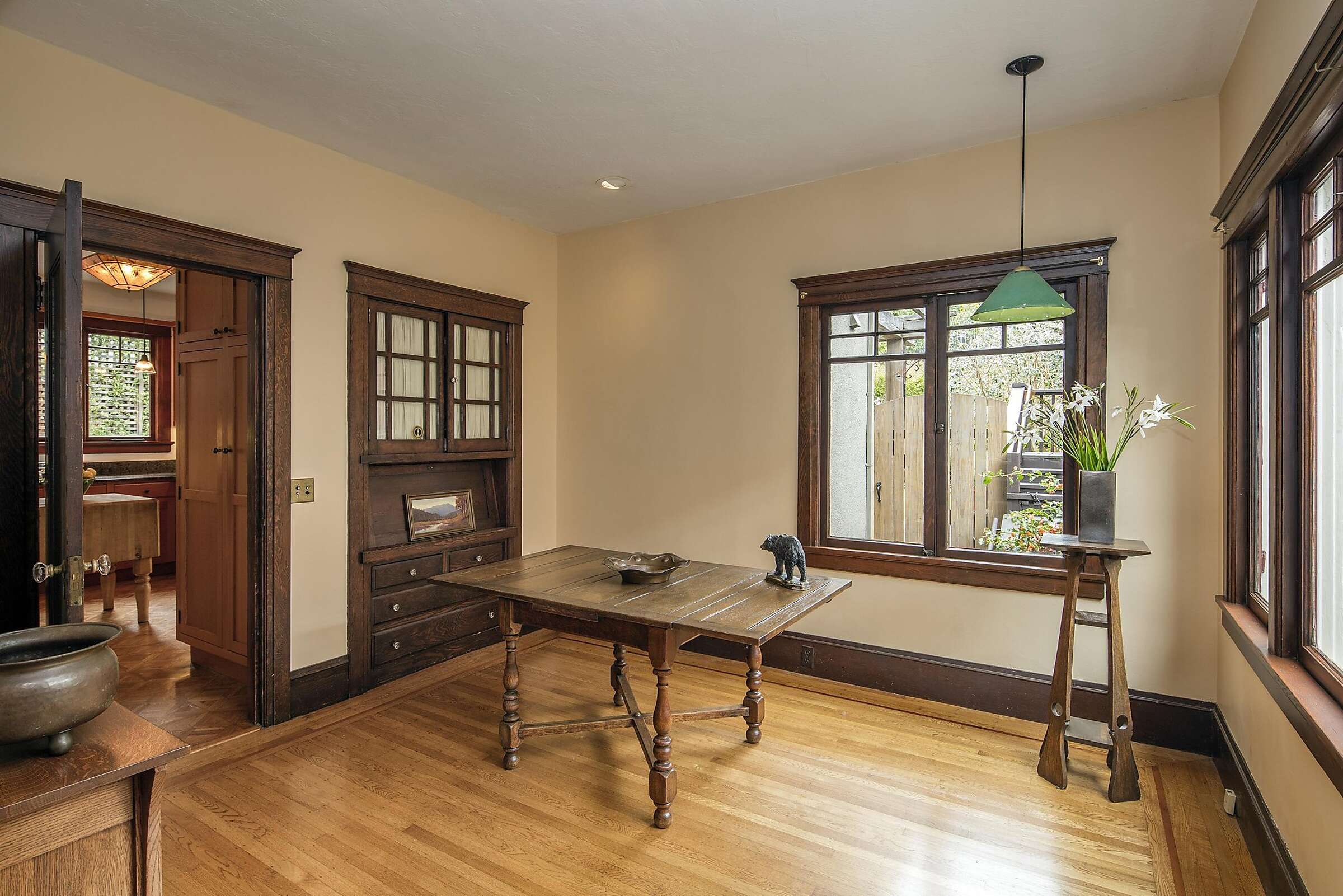 Masterful design defines Berkeley Craftsman