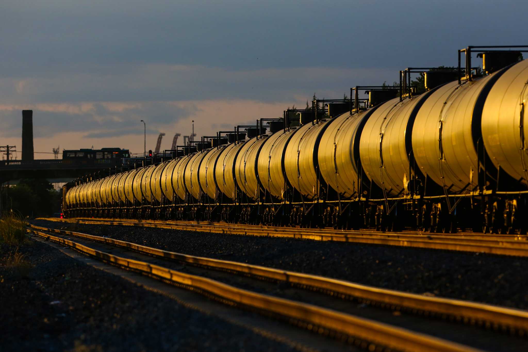 California city rejects Valero plan for oil trains