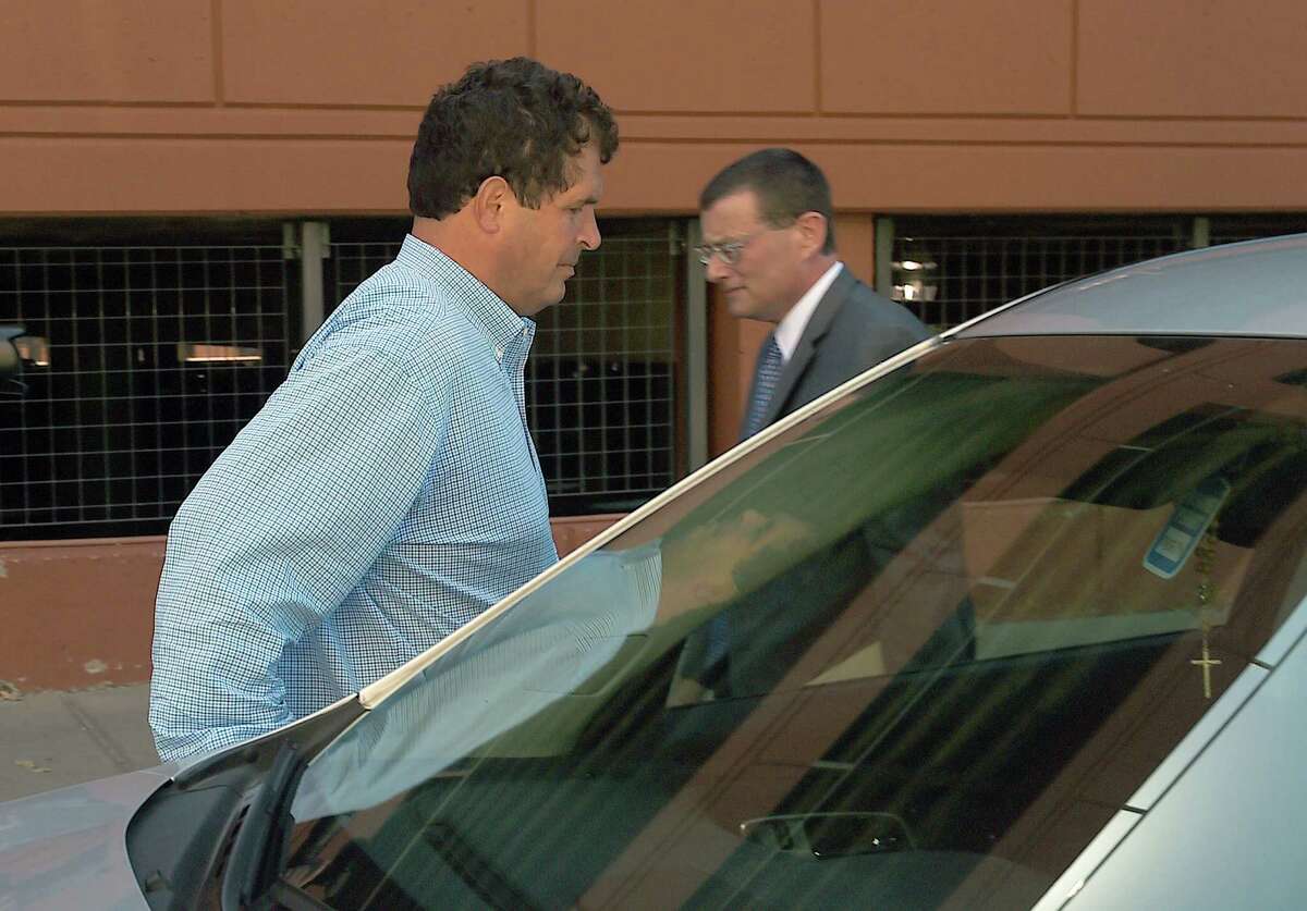 N.Y. governor's ex-top aide among 8 charged in bribery case