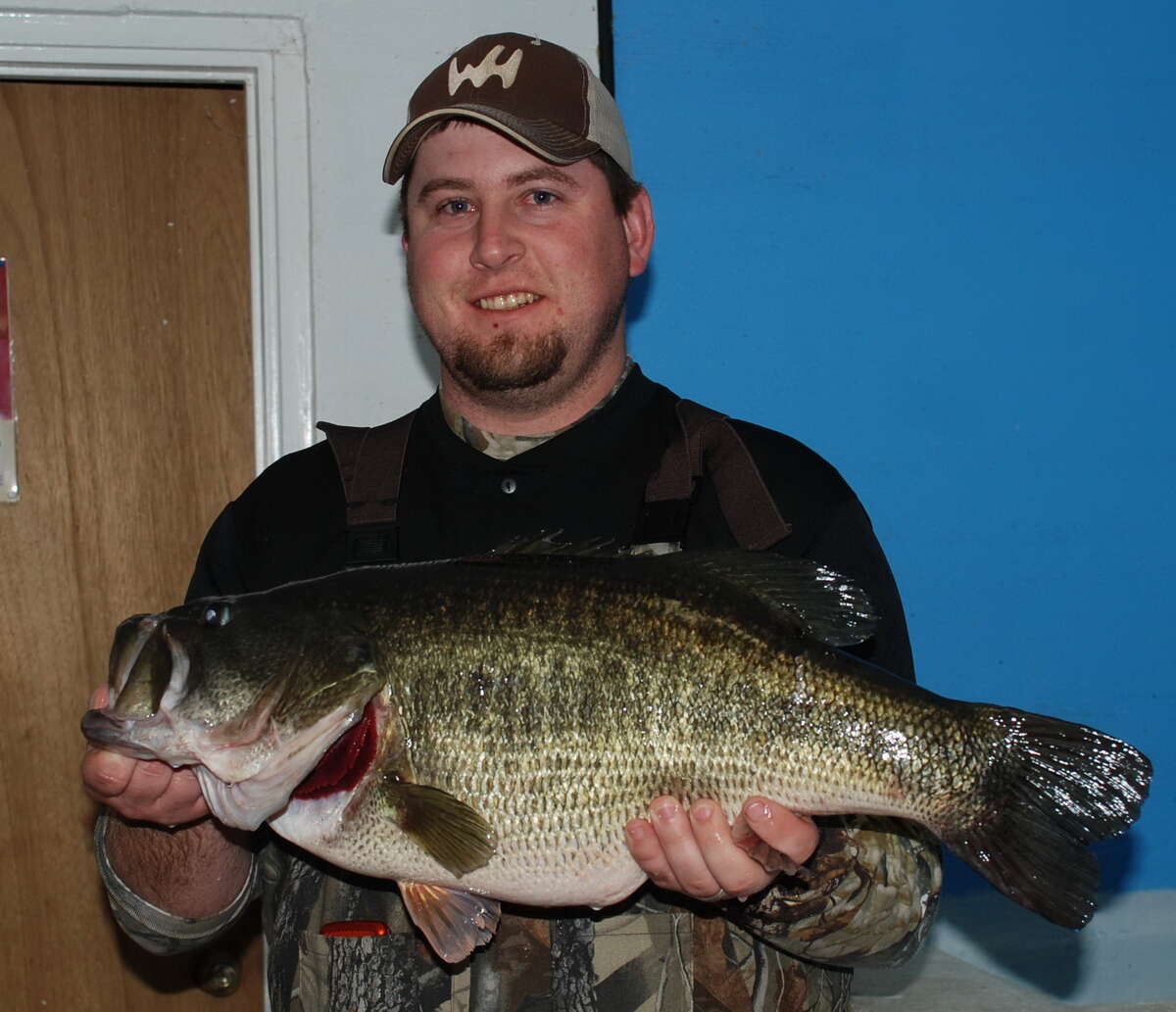 Photos of the biggest largemouth bass in Texas