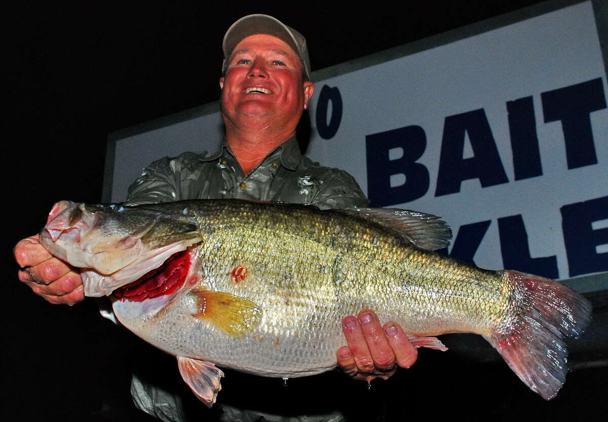 Photos of the biggest largemouth bass in Texas