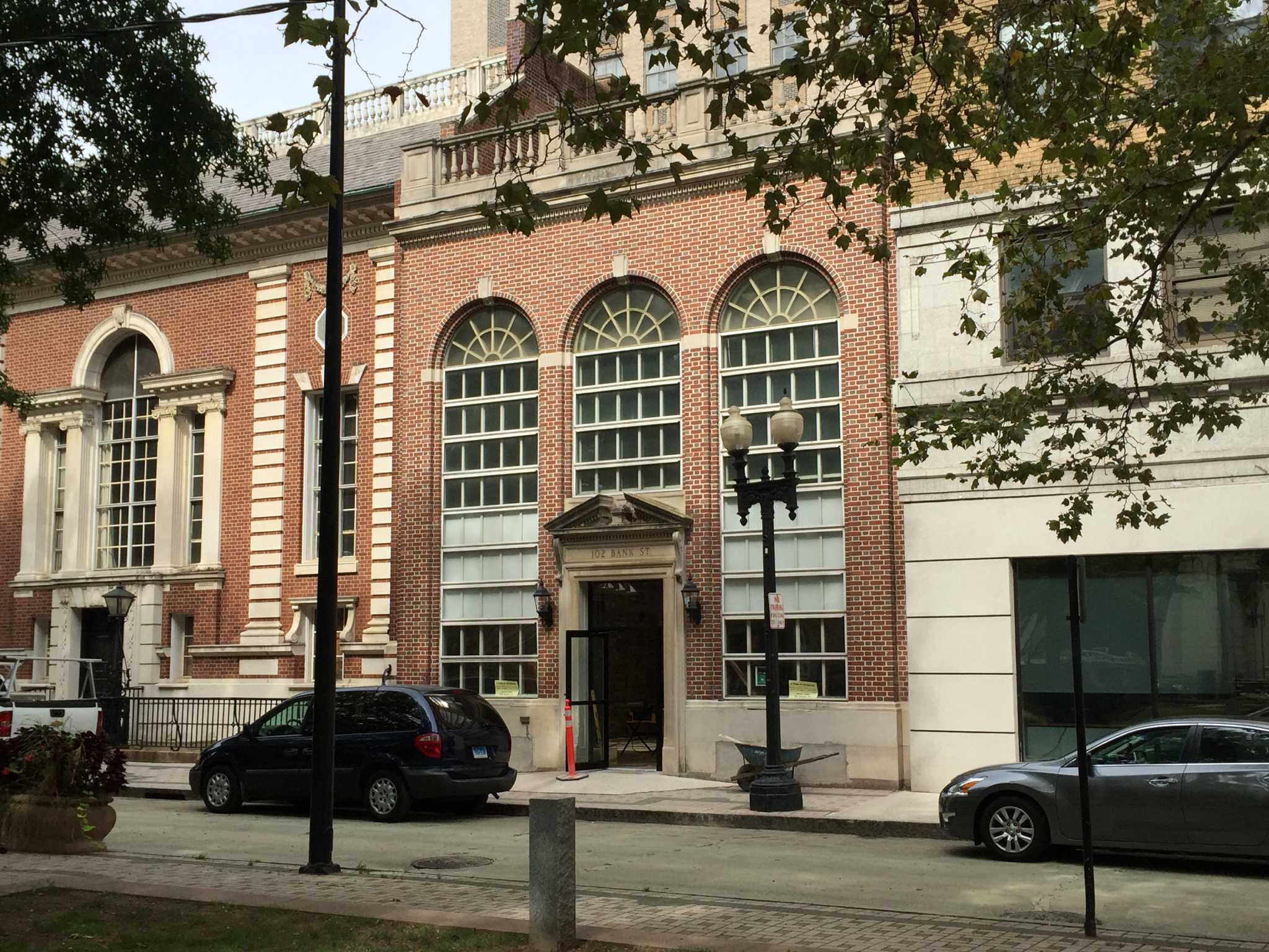 Bridgeport correctional officers plan to open billiard parlor