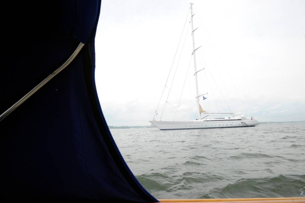 World's largest single-masted yacht anchored in Greenwich