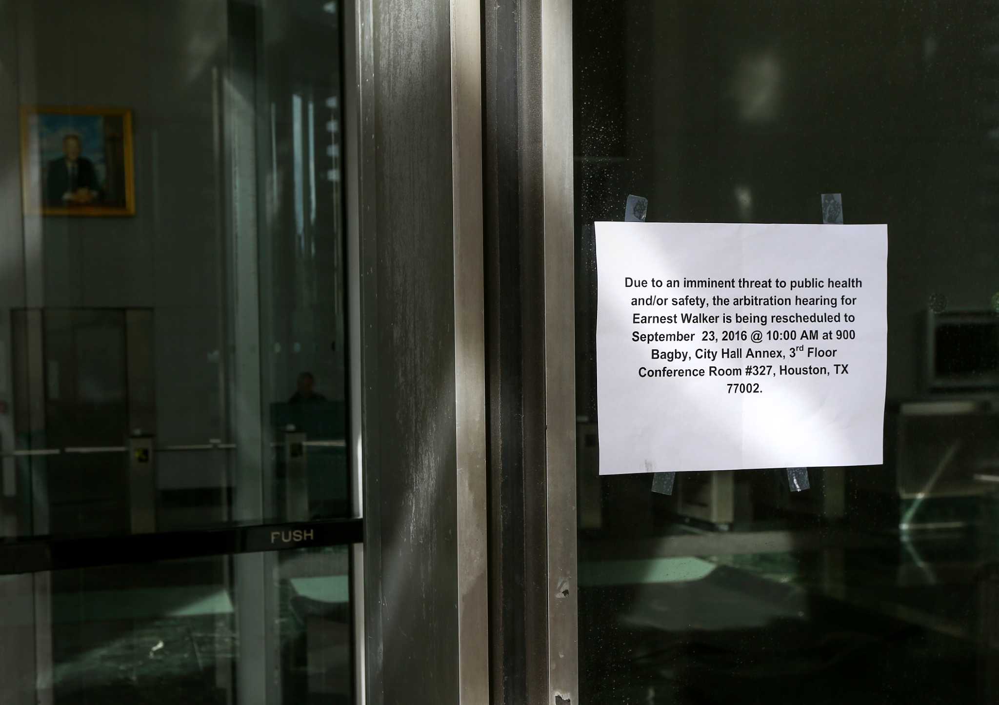 Water line break shuts down city administration building